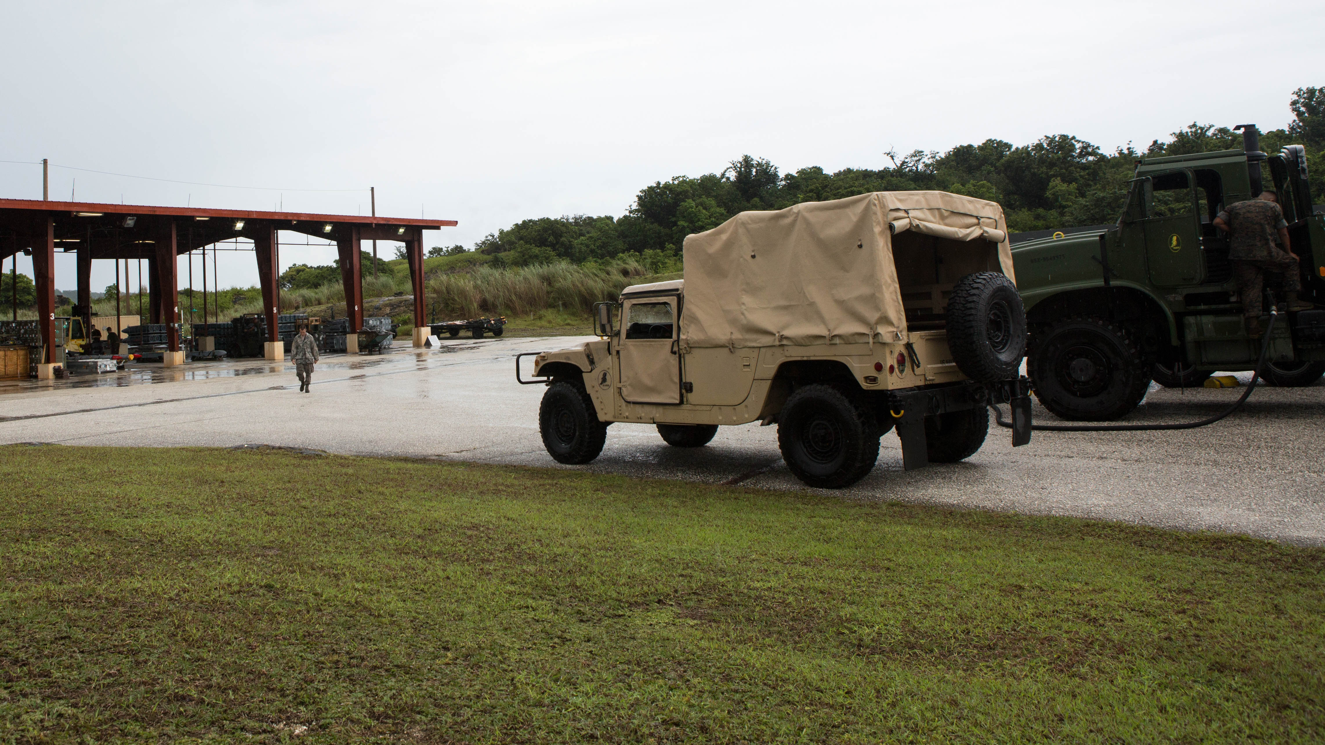 Valiant Shield 16: Aviation ordnance Marines make an impact > United ...