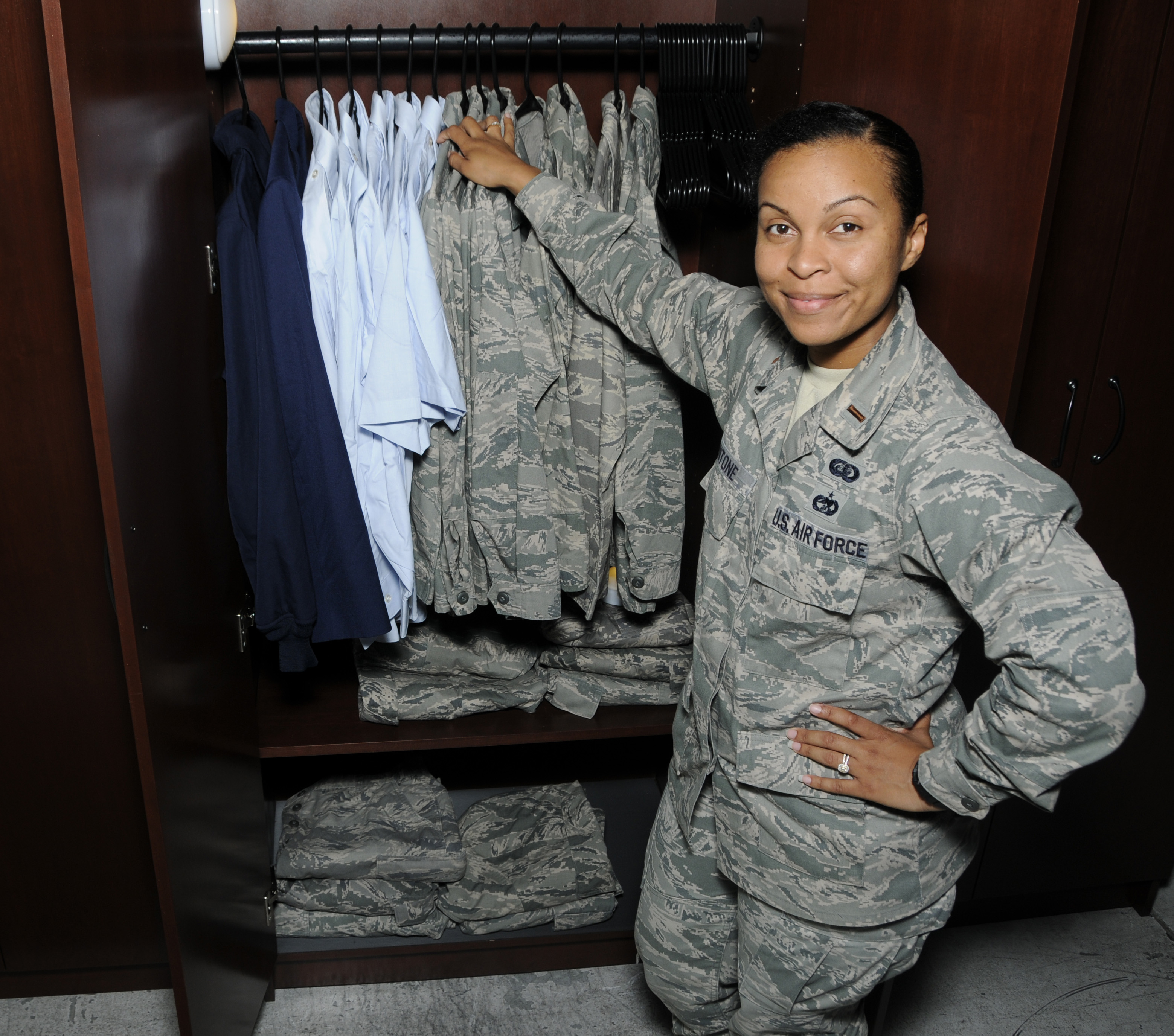 Airman’s Closet opens at HARB > Homestead Air Reserve Base > Article ...