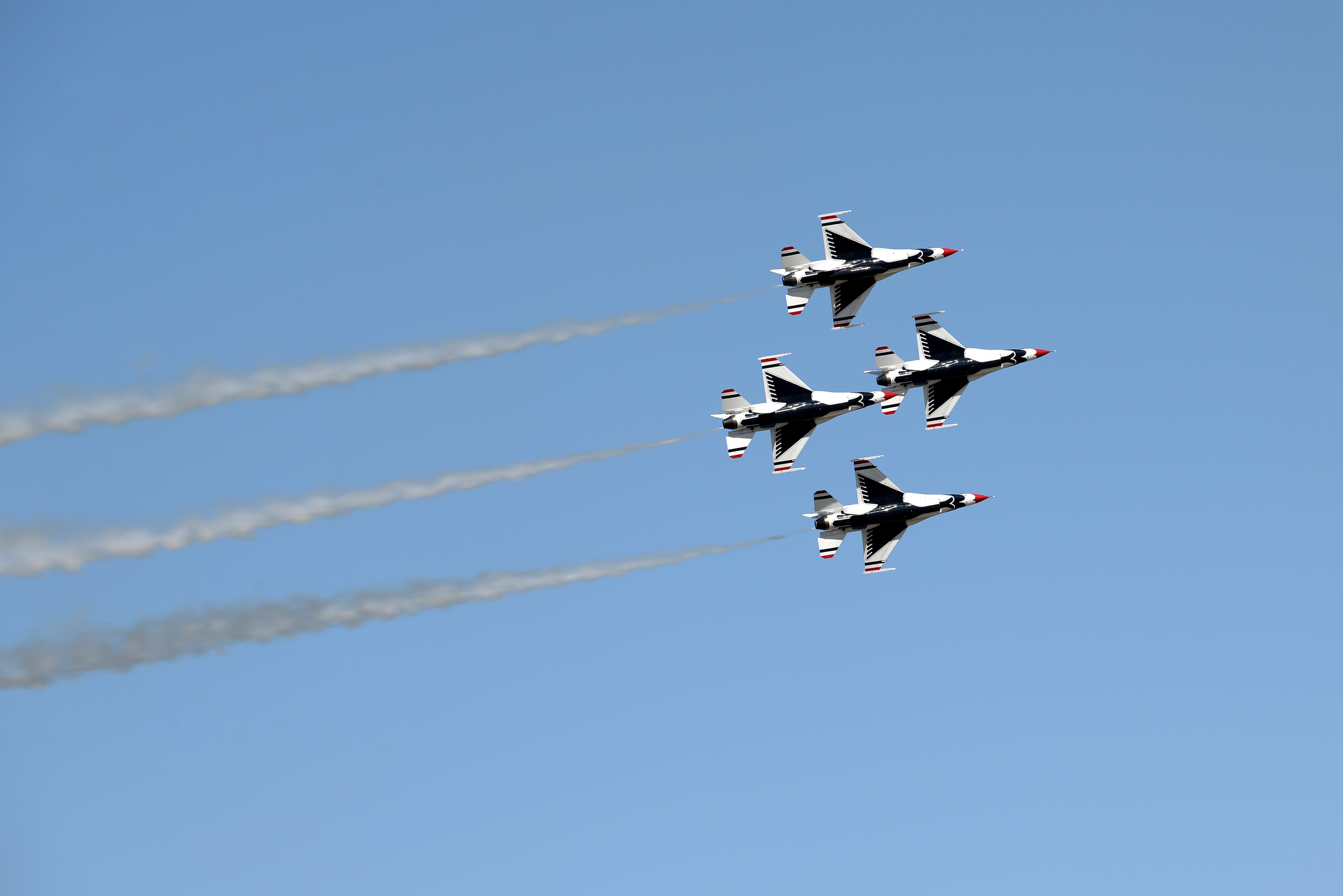Thousands look to the sky at Sheppard's Air Show > Sheppard Air Force ...