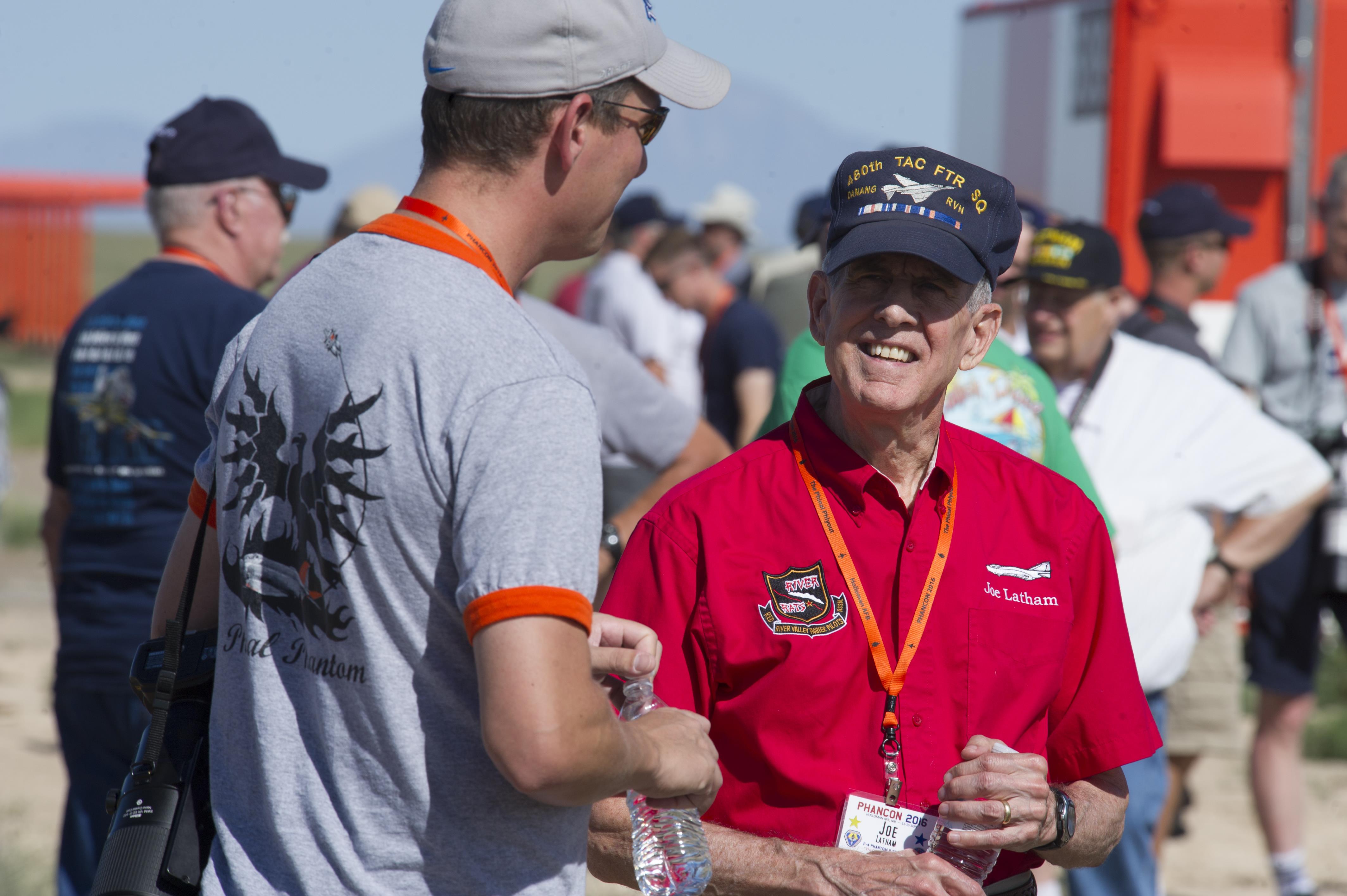 F-4 pilot, MiG-21 Destroyer visits Holloman, tells story > Mountain ...