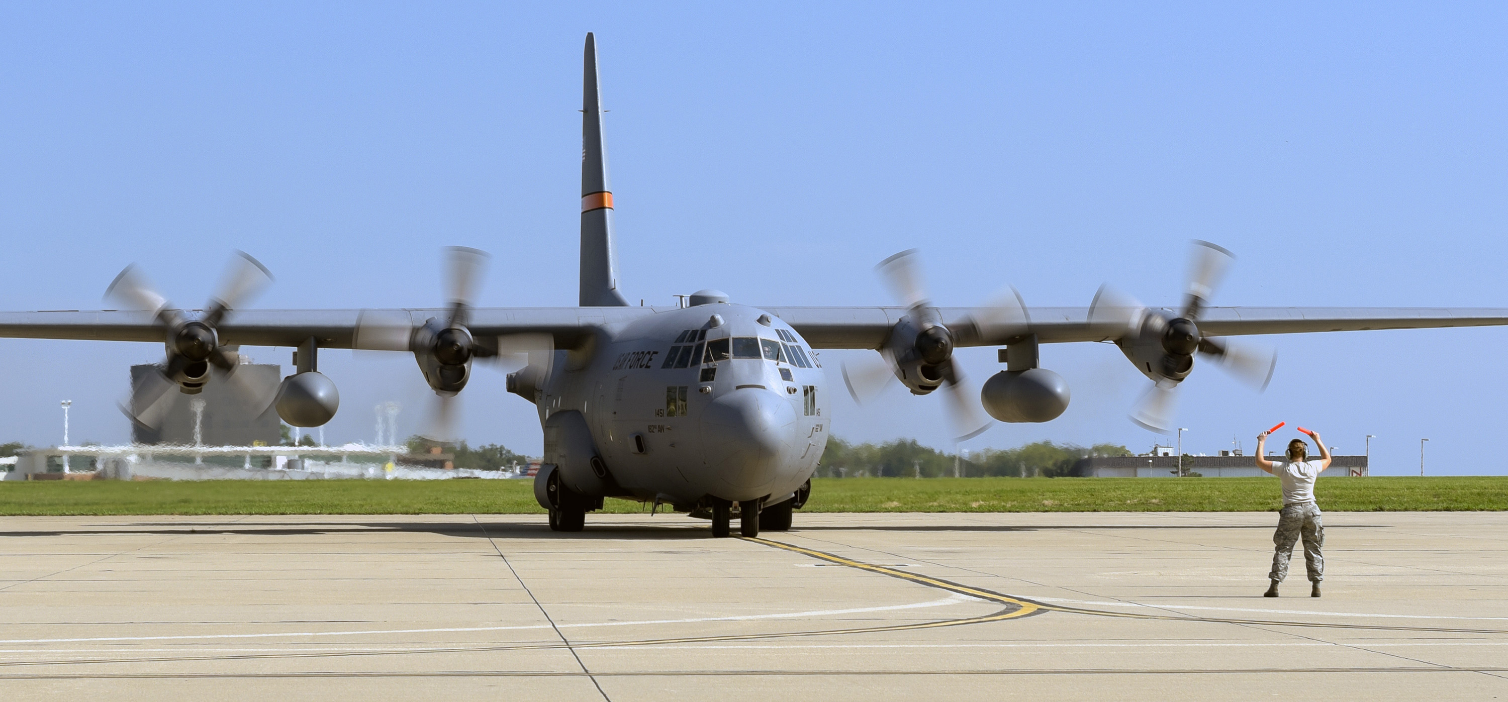 Marine Junior ROTC cadets experience Air National Guard mission