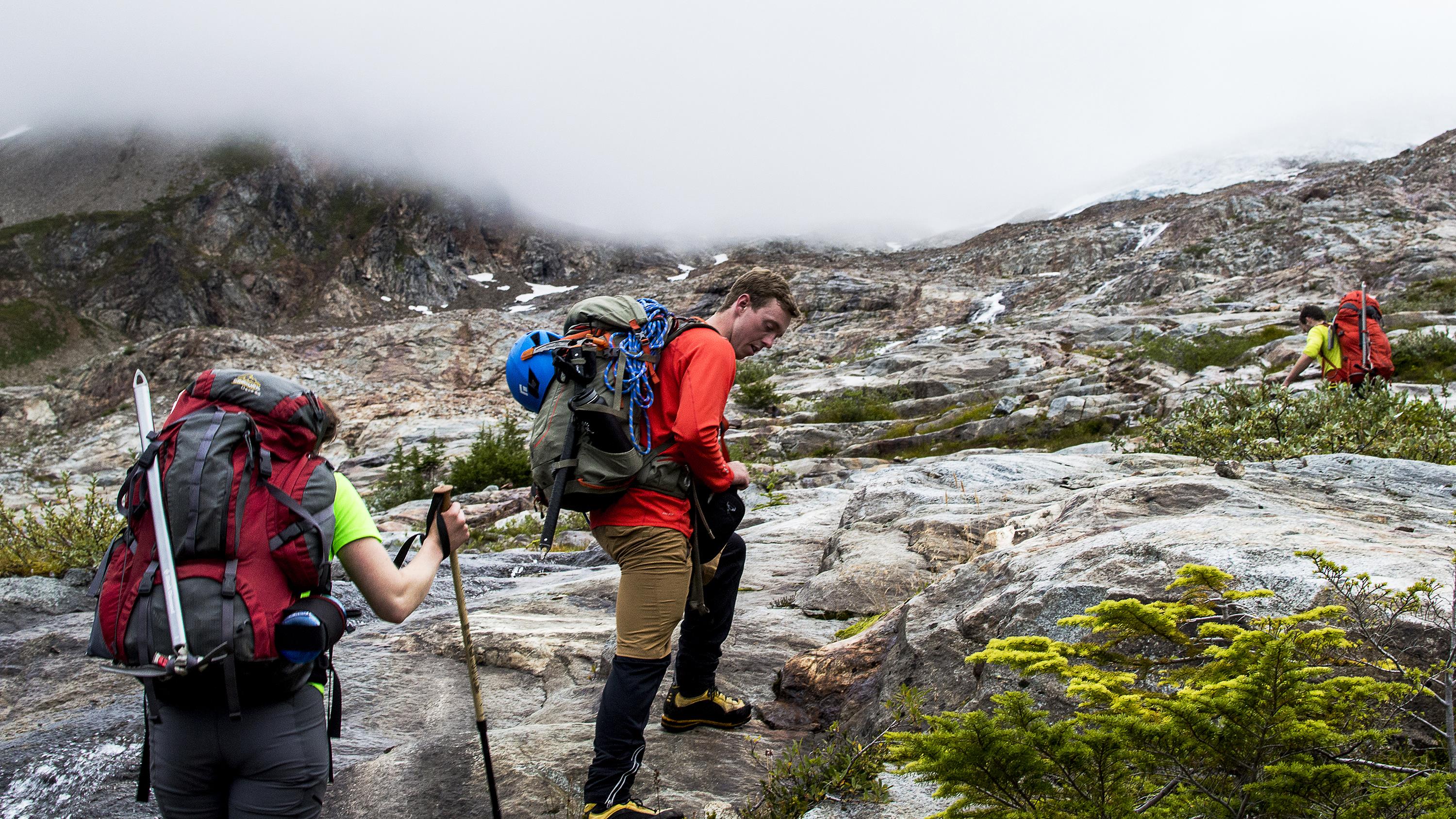 Seattle-based U.S. Marine aids in Cascade Pass rescue > United States ...