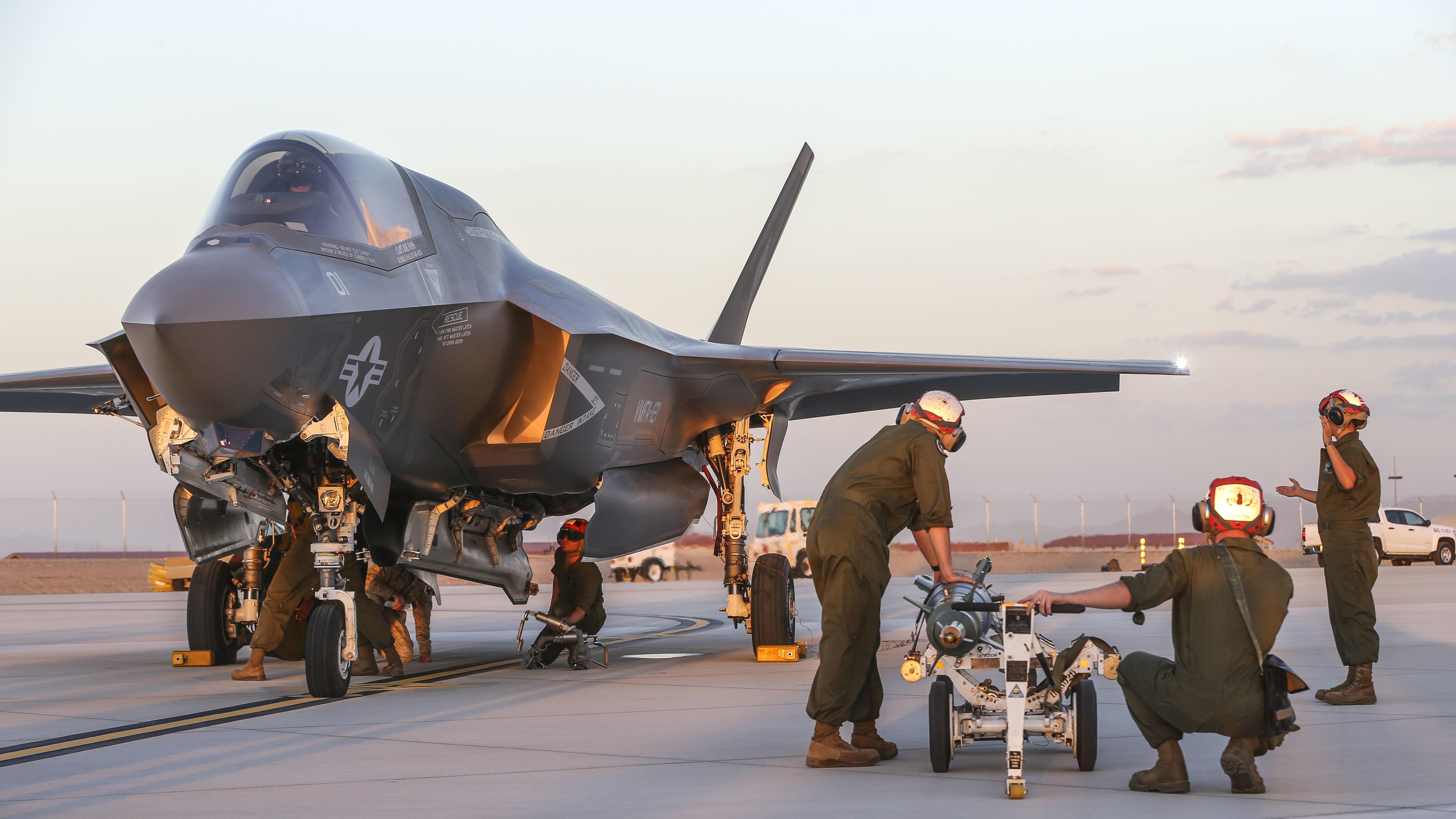F-35 Hot load