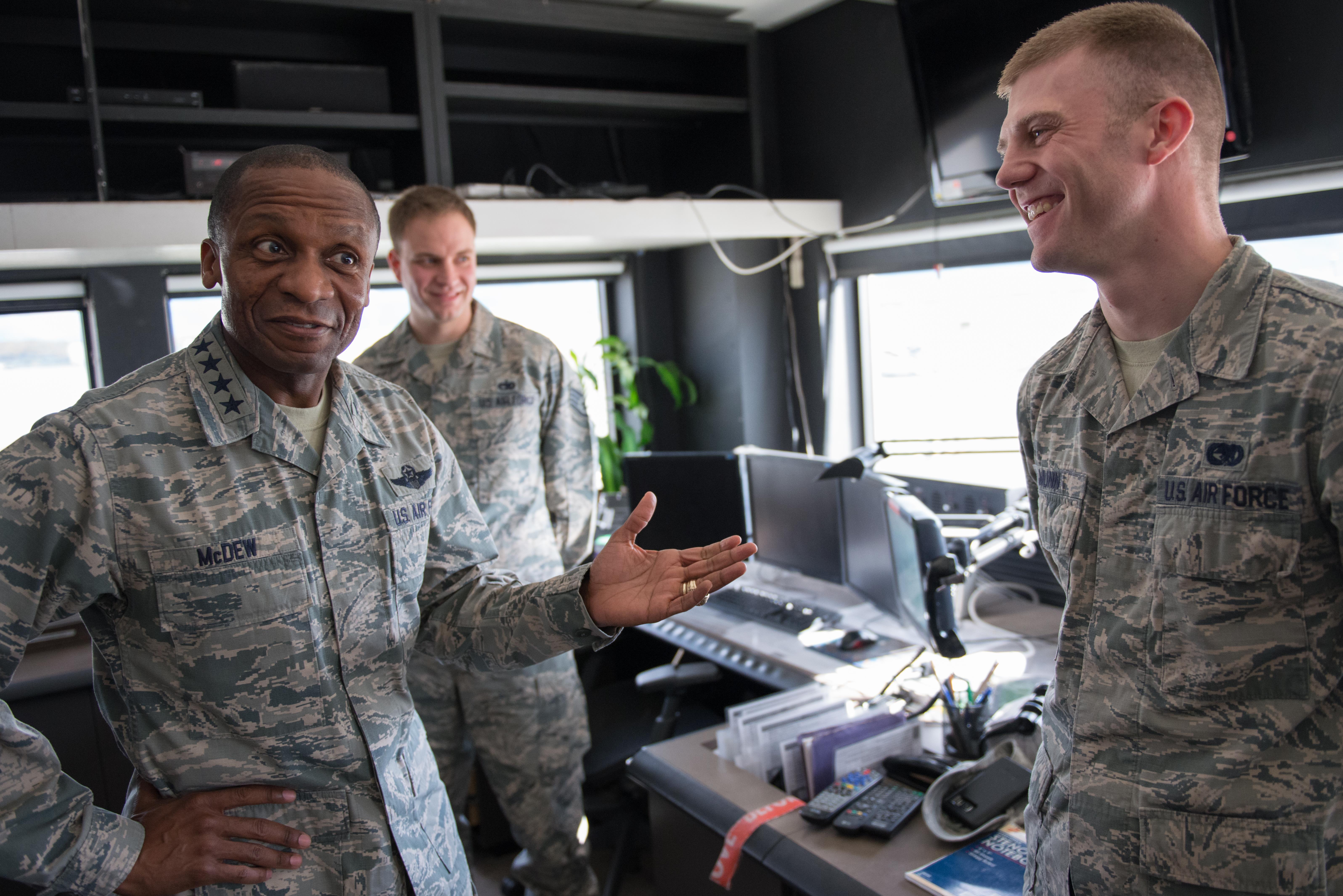 USTRANSCOM Commander visit