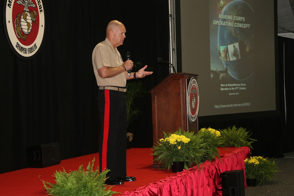 USMC Commandant Unveils the MOC Website > Marine Corps Base Quantico > News
