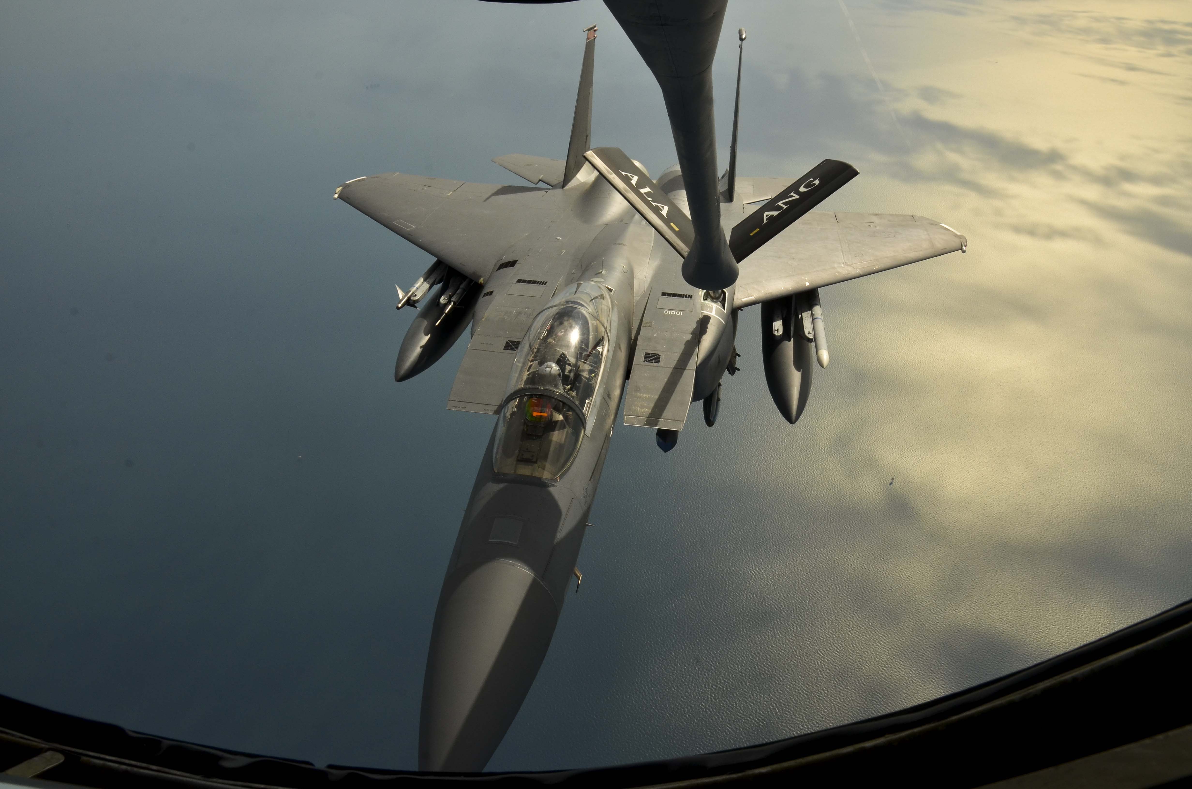 Air Refueling over the Atlantic