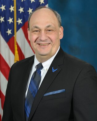 DANIEL C. HOLTZMAN > U.S. Air Force > Biography Display