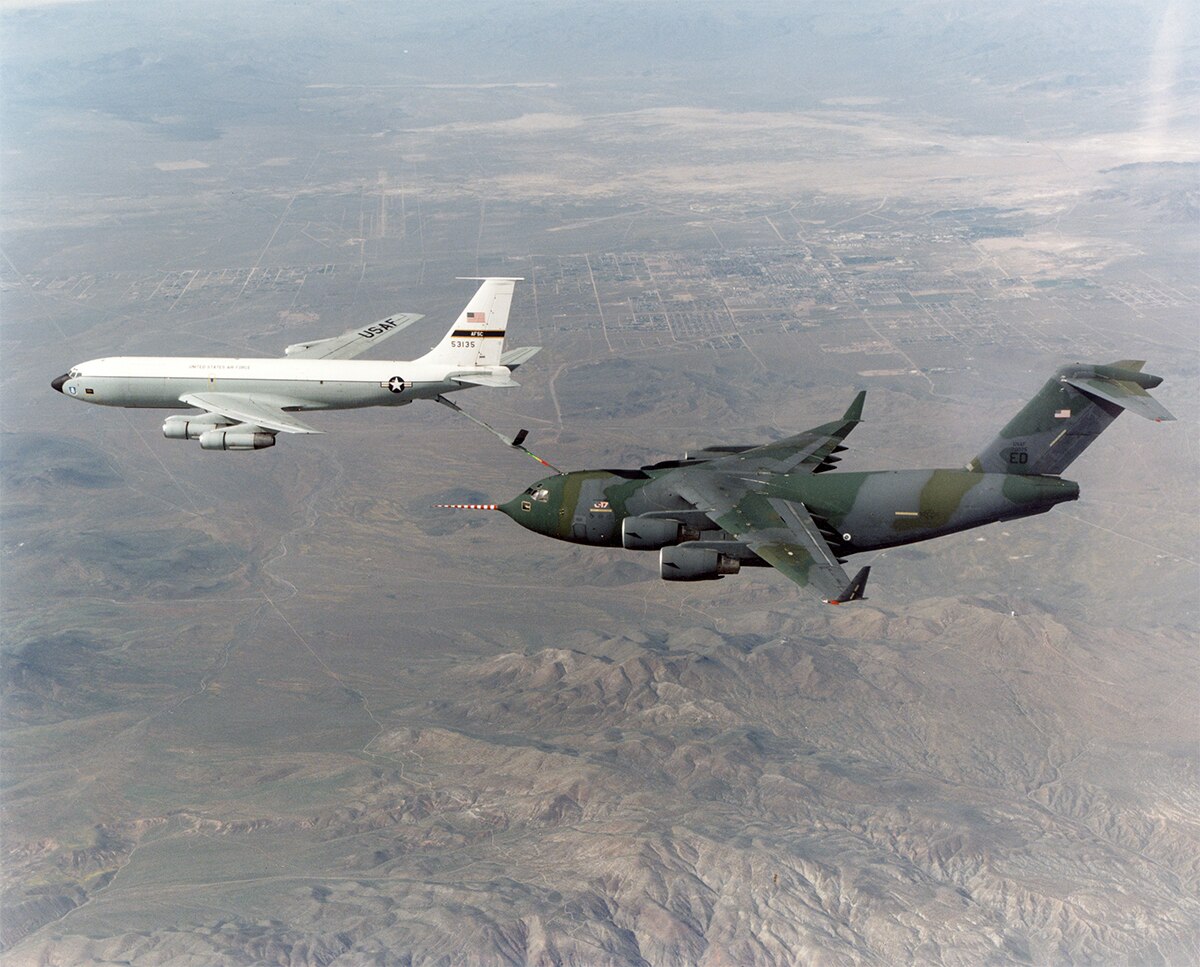 This week in Edwards flight test history > Edwards Air Force Base > News