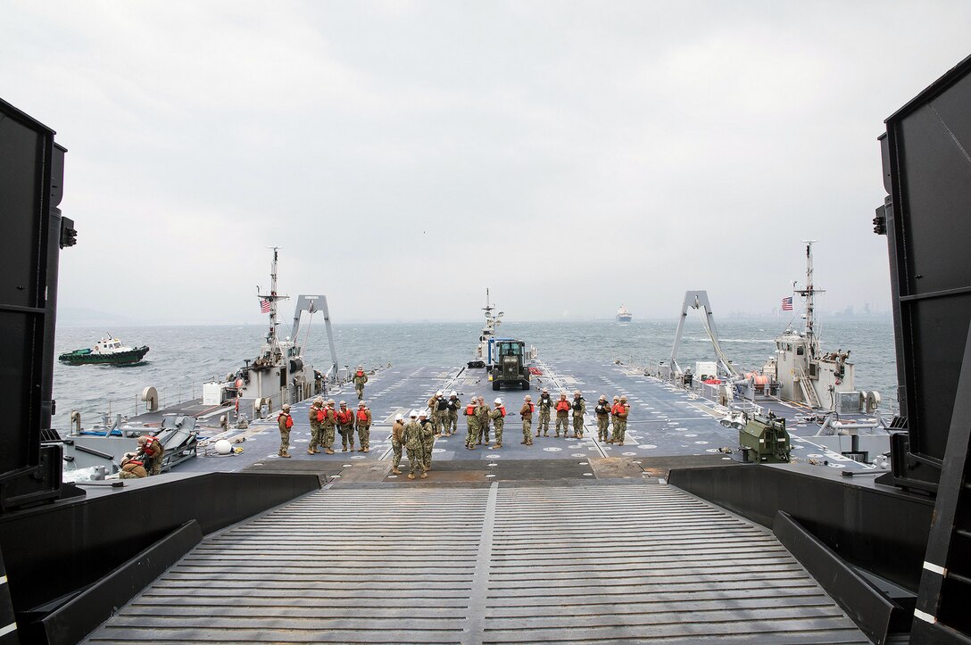 ROK and U.S. service members exercise Combined Joint Logistics Over-the ...