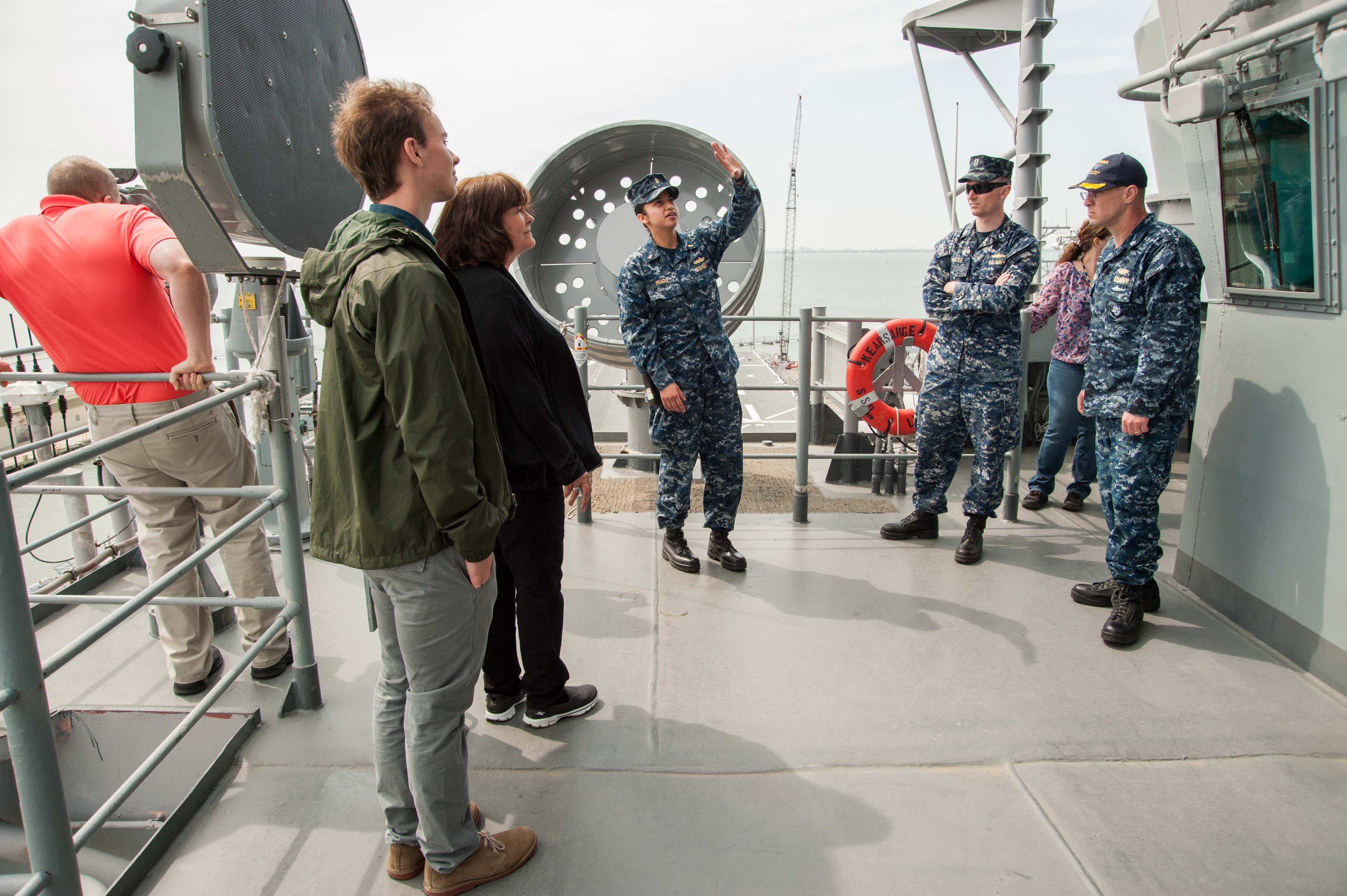 SPAWAR Scientists Engage Sailors > United States Navy > display ...
