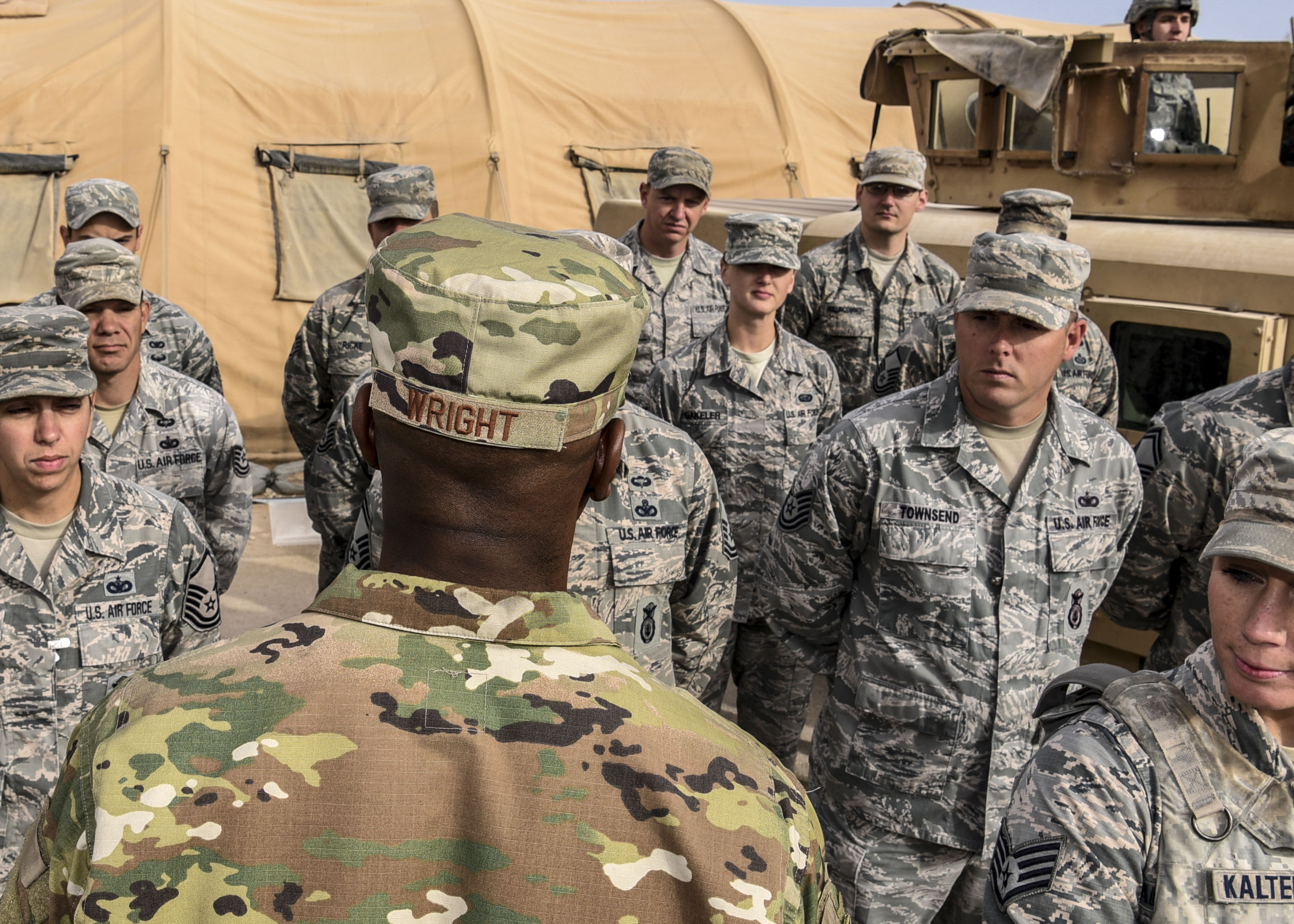 VCSAF and CMSAF visit deployed Airmen > U.S. Air Forces Central > News