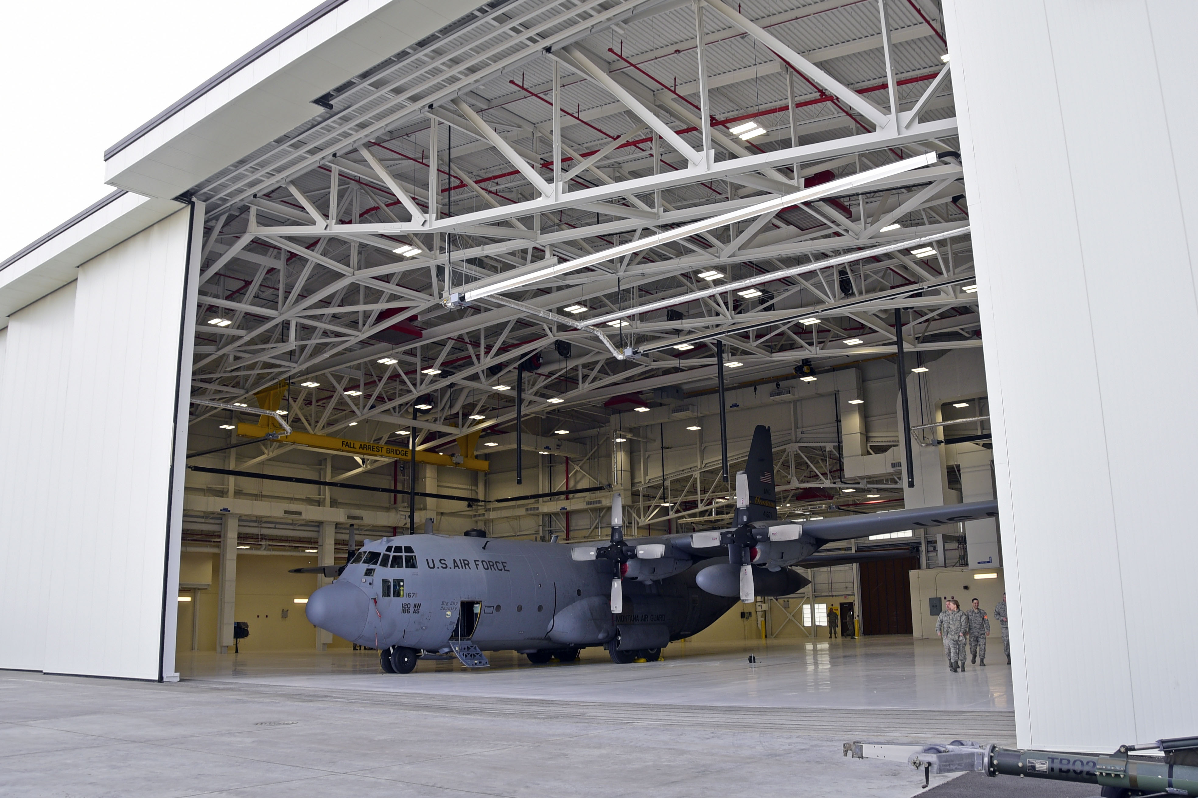 New maintenance hangar open for business > 120th Airlift Wing > Article ...