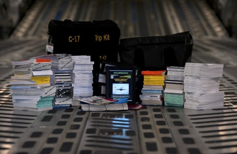 Aircrew test secured Electronic Flight Bags at Hanscom > Hanscom Air ...