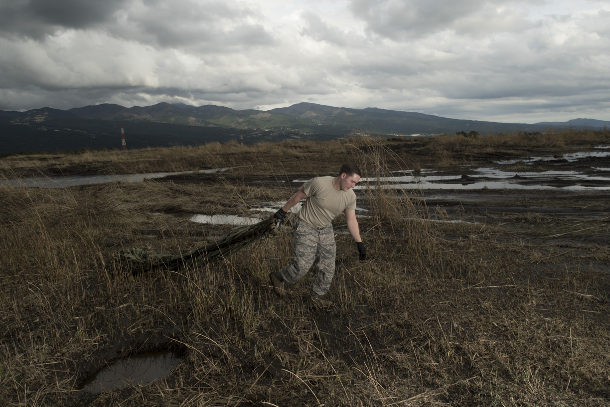 Yokota airmen conduct mass CDS airdrop