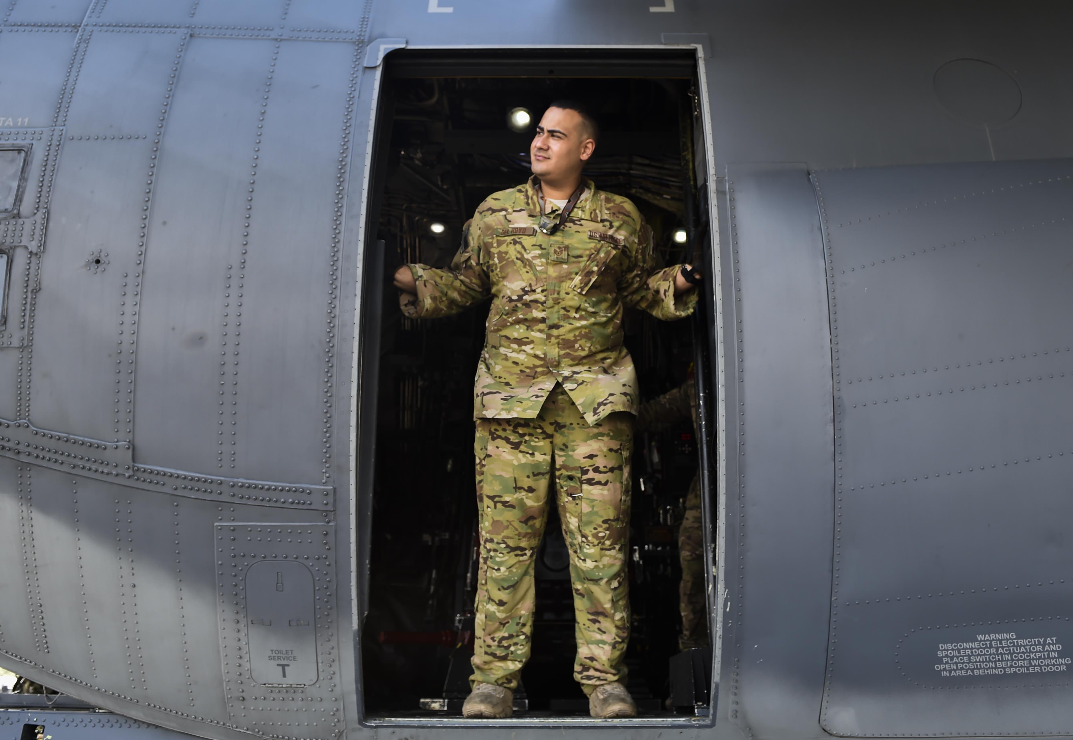 4th SOS aircrew fire for readiness > Hurlburt Field > Article Display