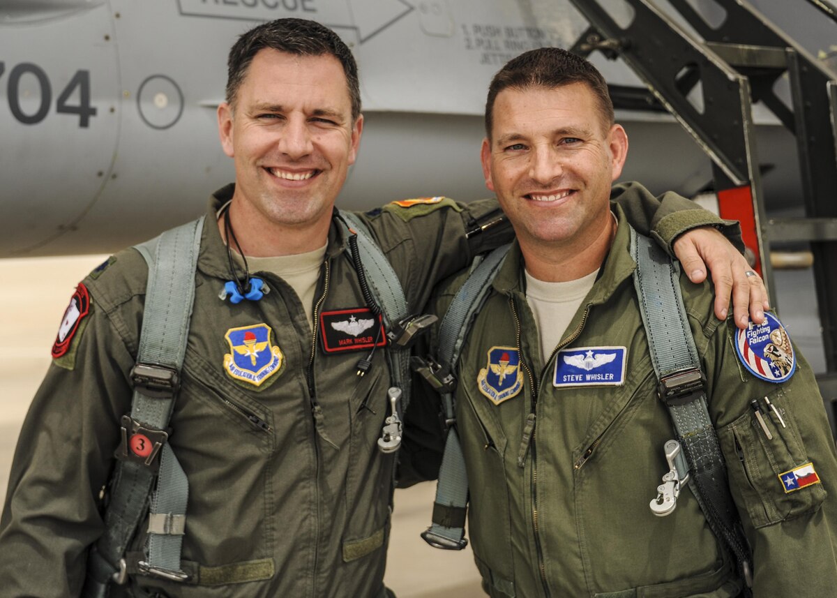 Whisler Brothers Take Flight > Air University (AU) > Air University News