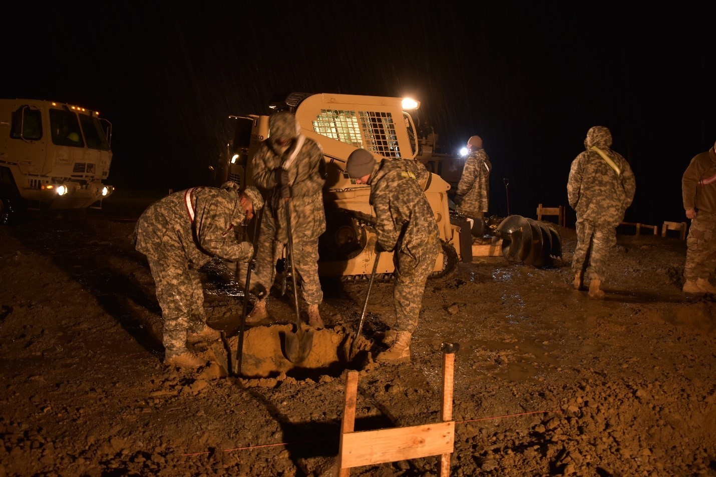 Engineers Conduct Nighttime Operations