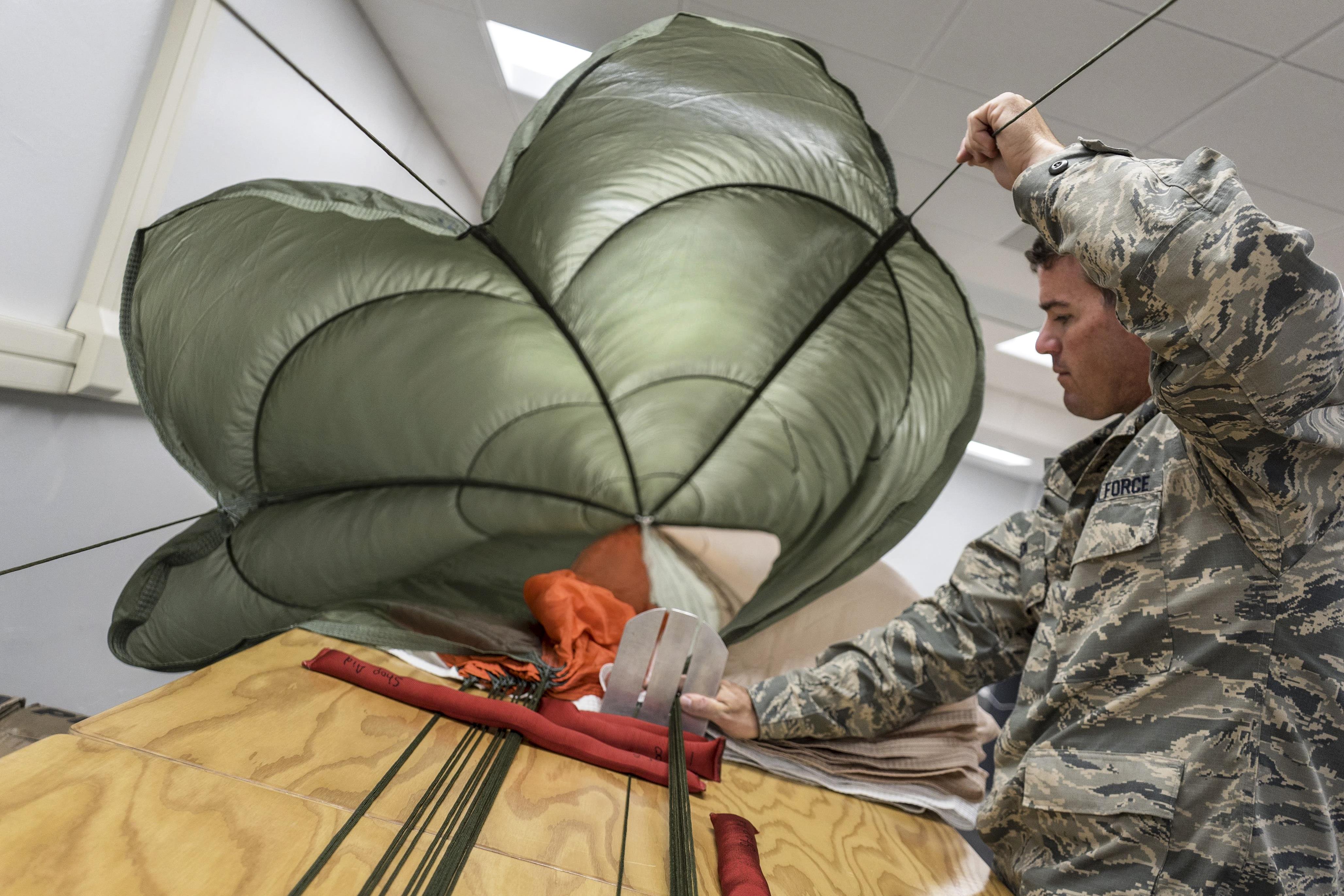 Parachute Inspection