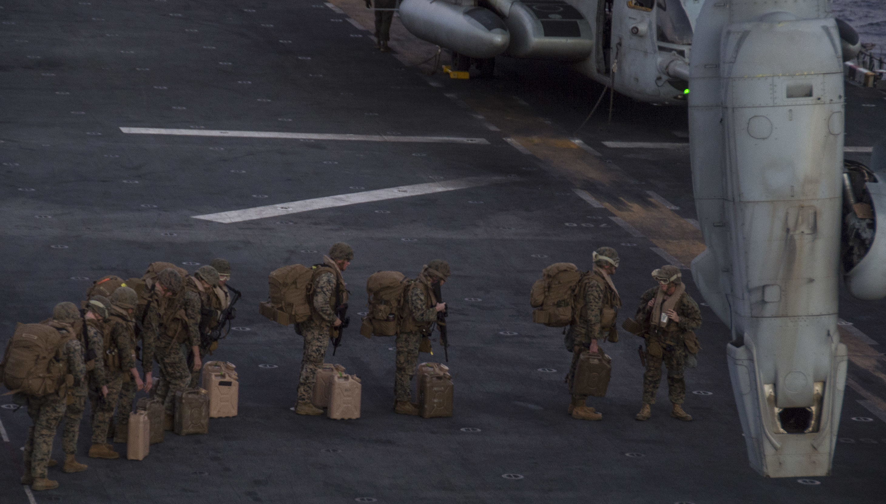 BHR ESG Ships, 31st MEU Begin Amphibious Integration Training > United ...