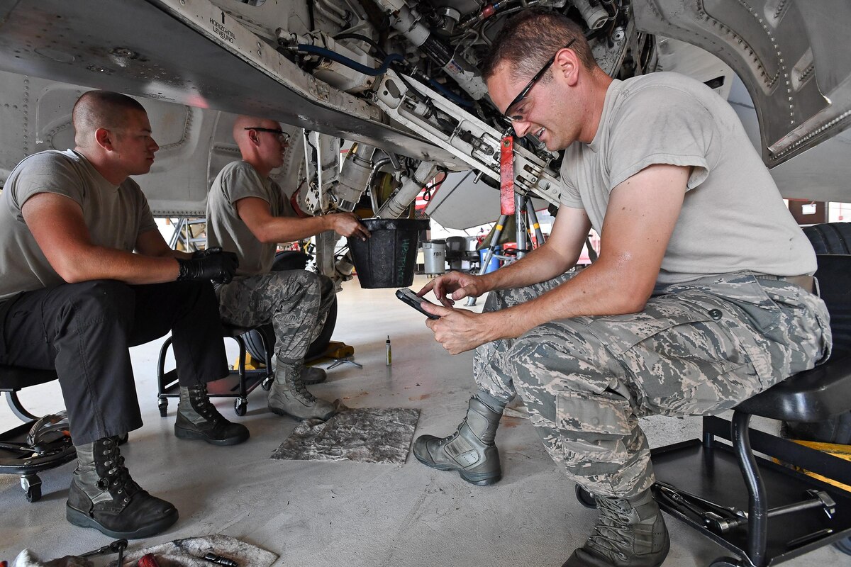 Final Hill AFB F-16 goes through phase > Hill Air Force Base > Article ...