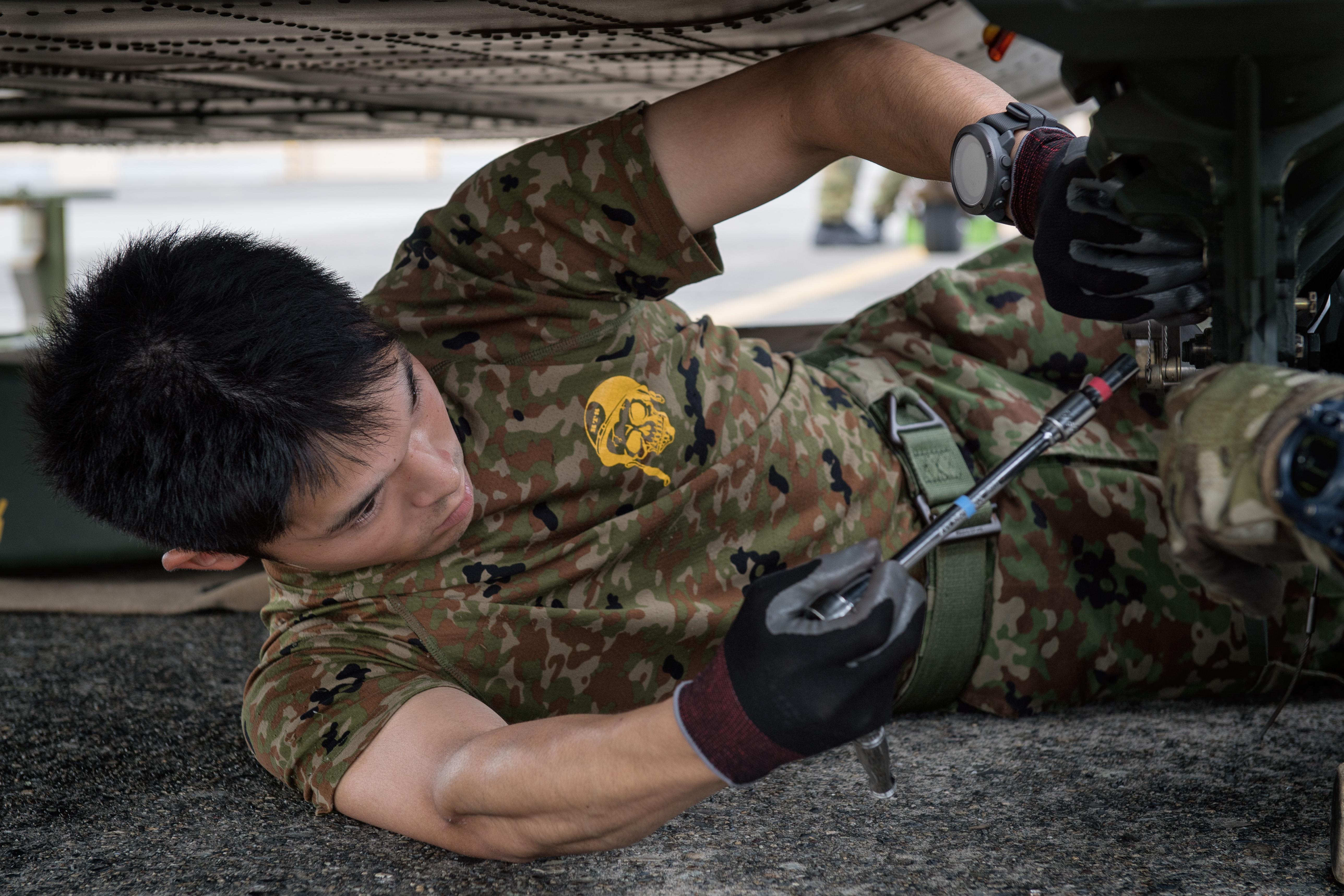 JGSDF, USAF participate in load engagement