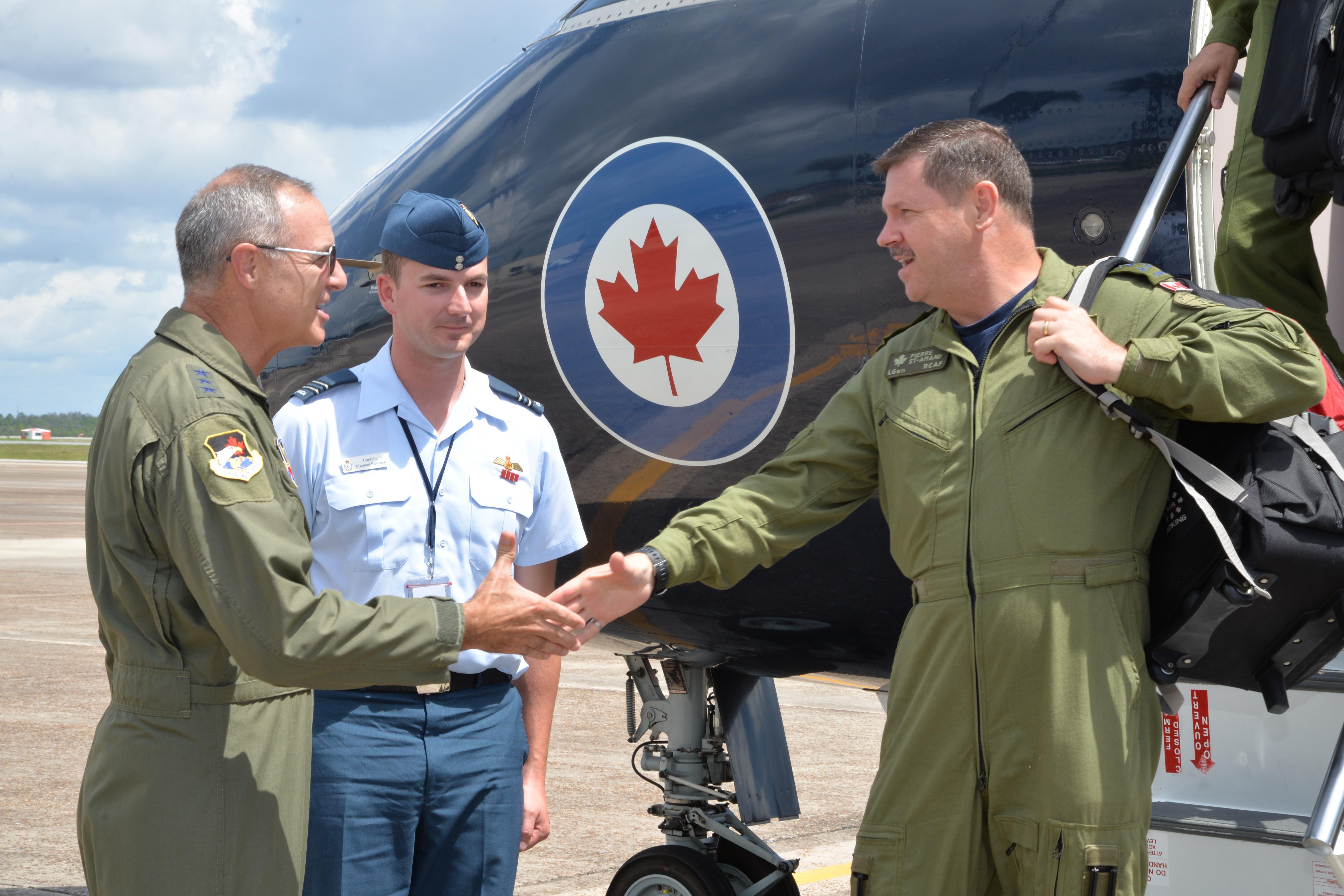 NORAD Deputy Commander visits CONR > CONR-1AF (AFNORTH & AFSPACE ...