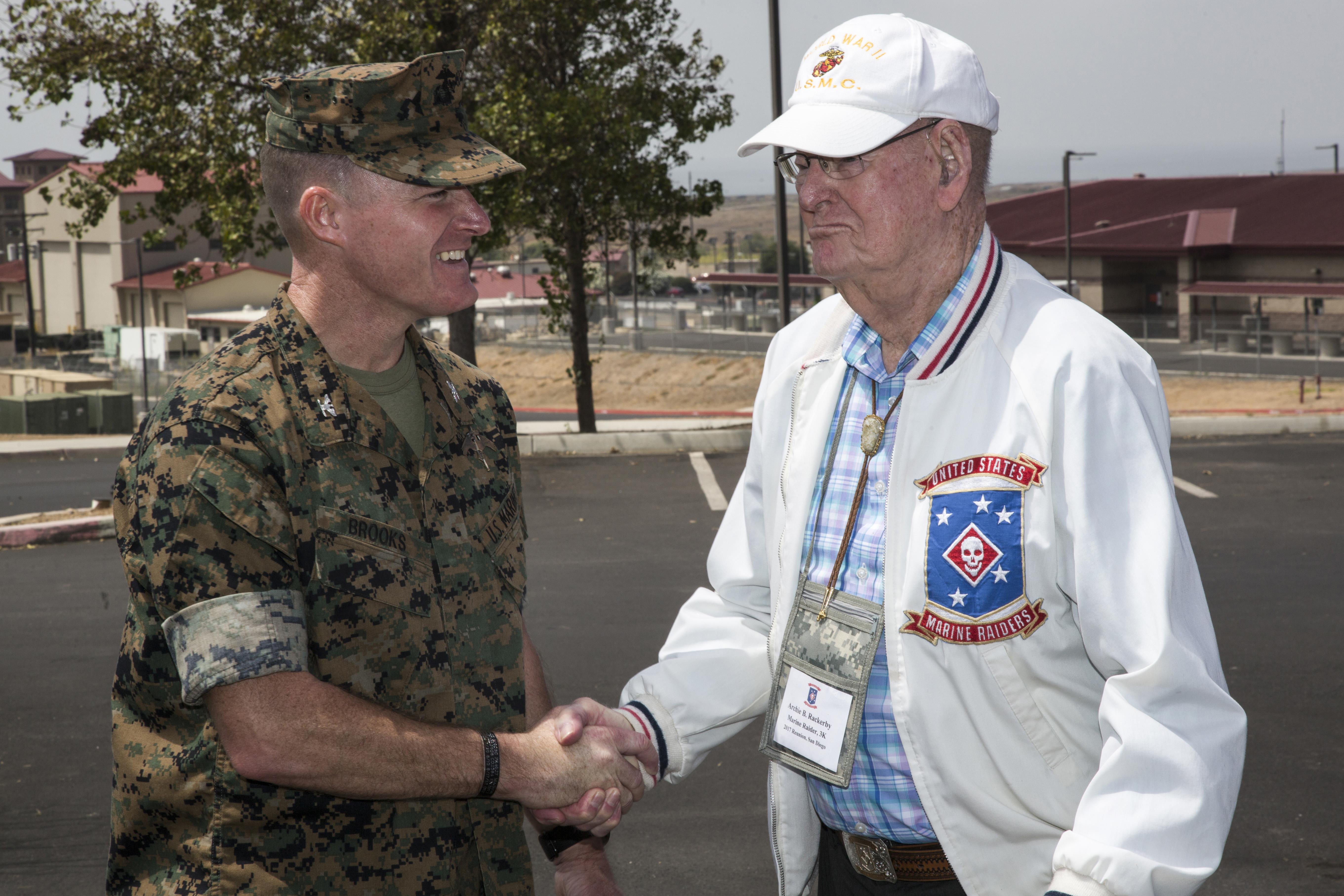 MARSOC honors WWII Raiders at annual reunion > Marine Forces Special ...