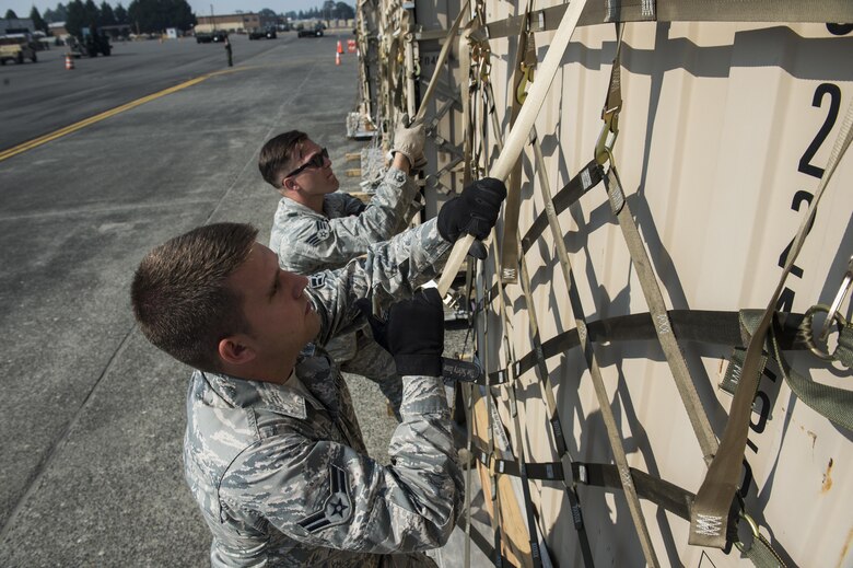 43d AMOG Airmen support Mobility Guardian exercise > Pope Field ...