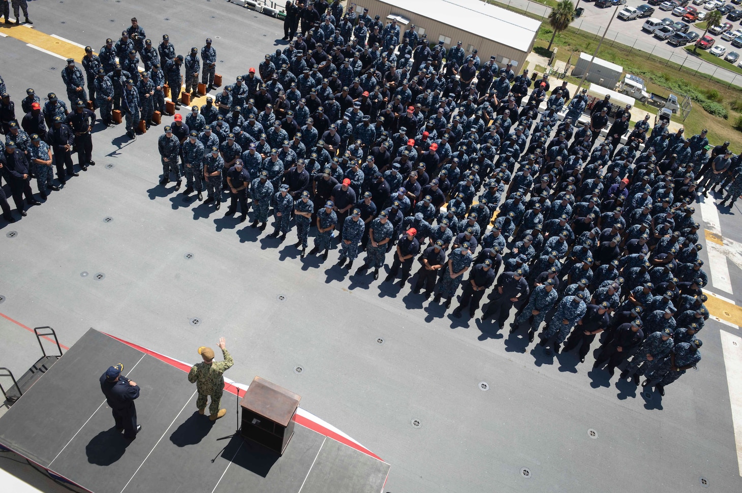 New ESG-2 Commander Makes First Visit to Iwo Jima > United States Navy ...