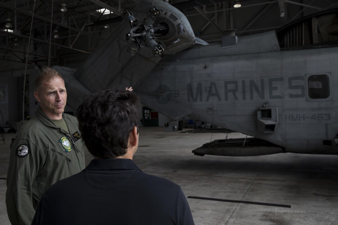 Senator Schatz Visits Marine Corps Base Hawaii