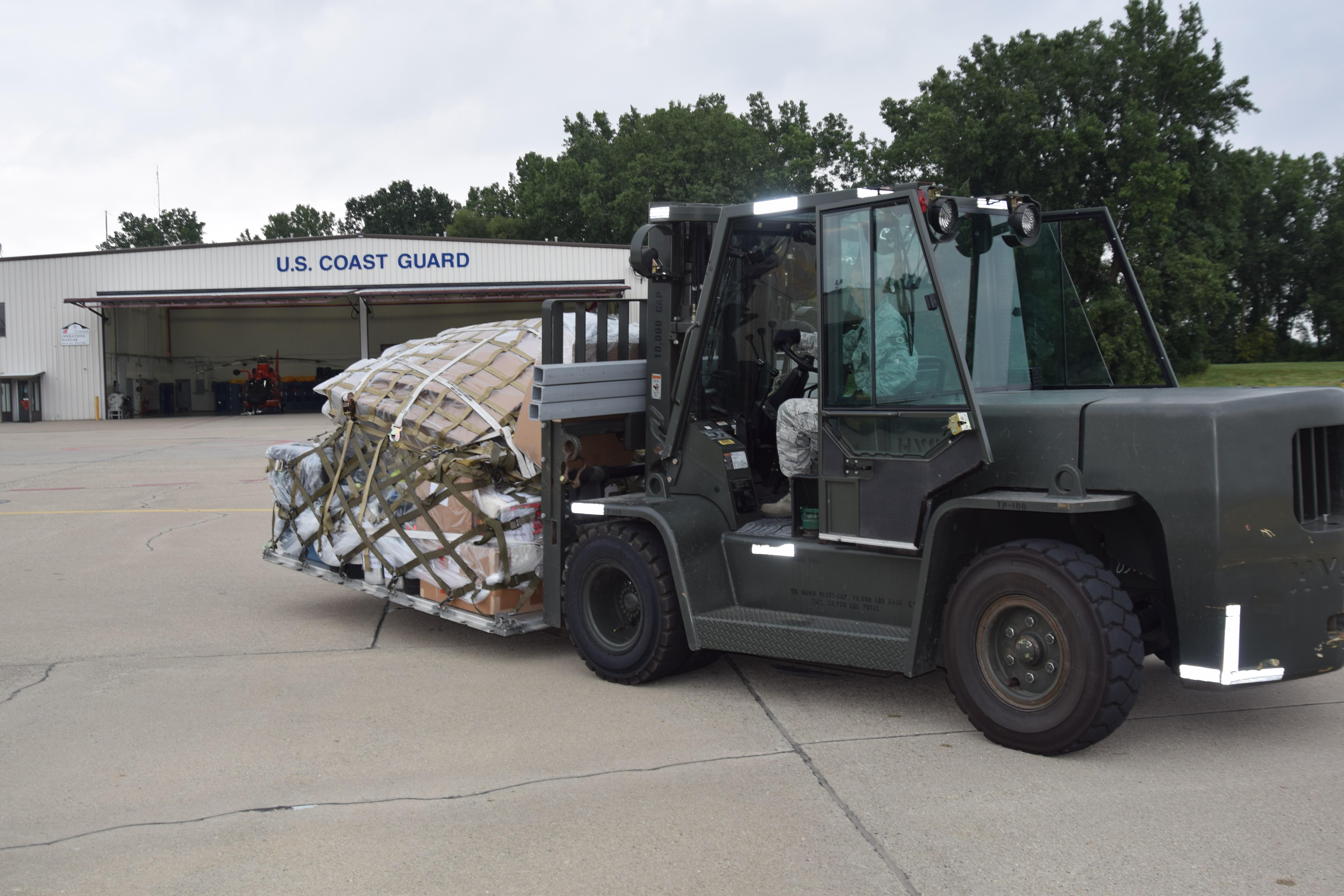 Servicemembers prepare as second Selfridge team deploys to Houston ...