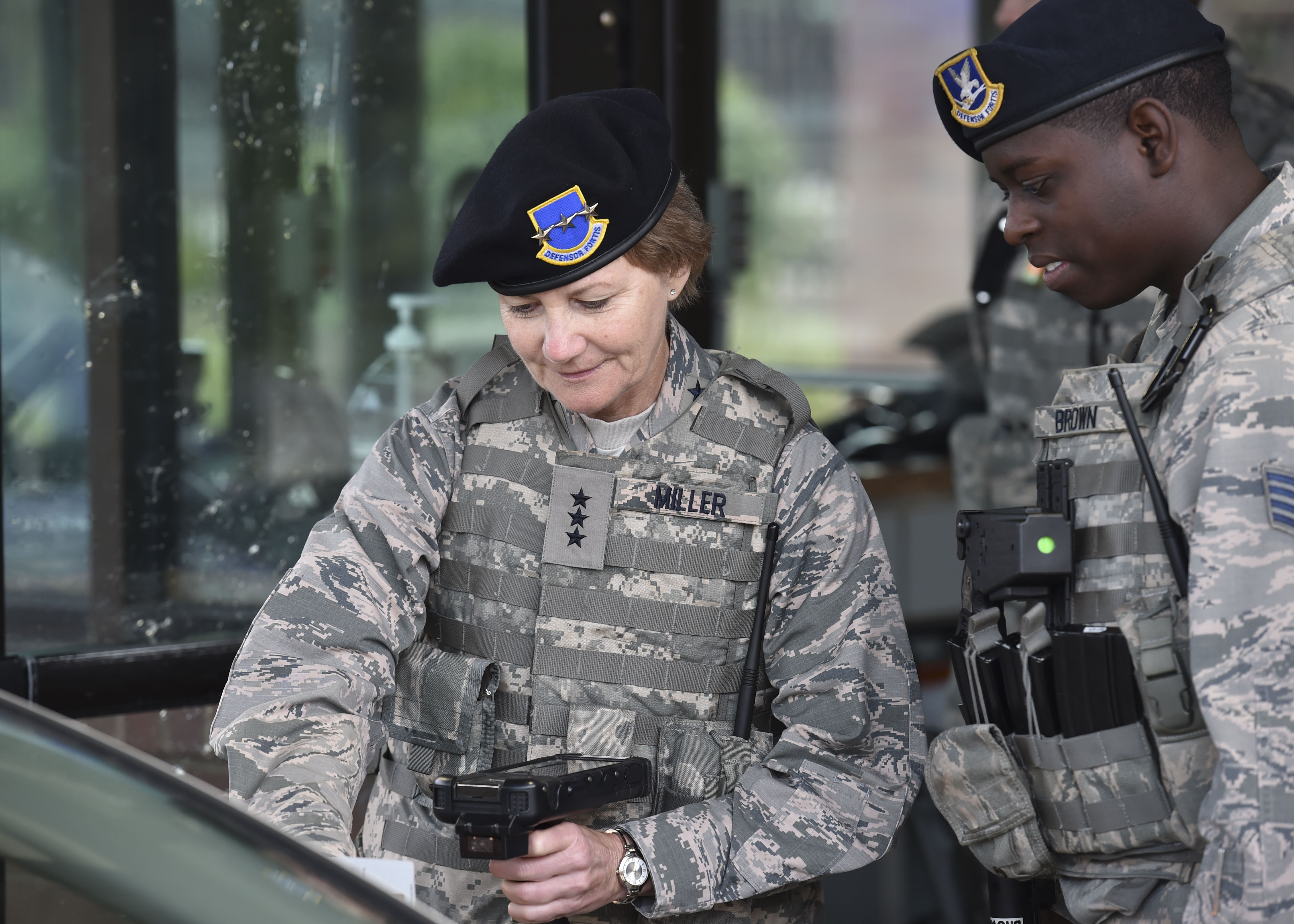 Lt. Gen. Miller visits YARS