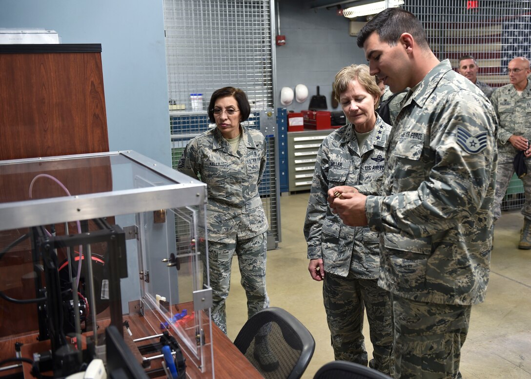 Lt. Gen. Miller visits YARS