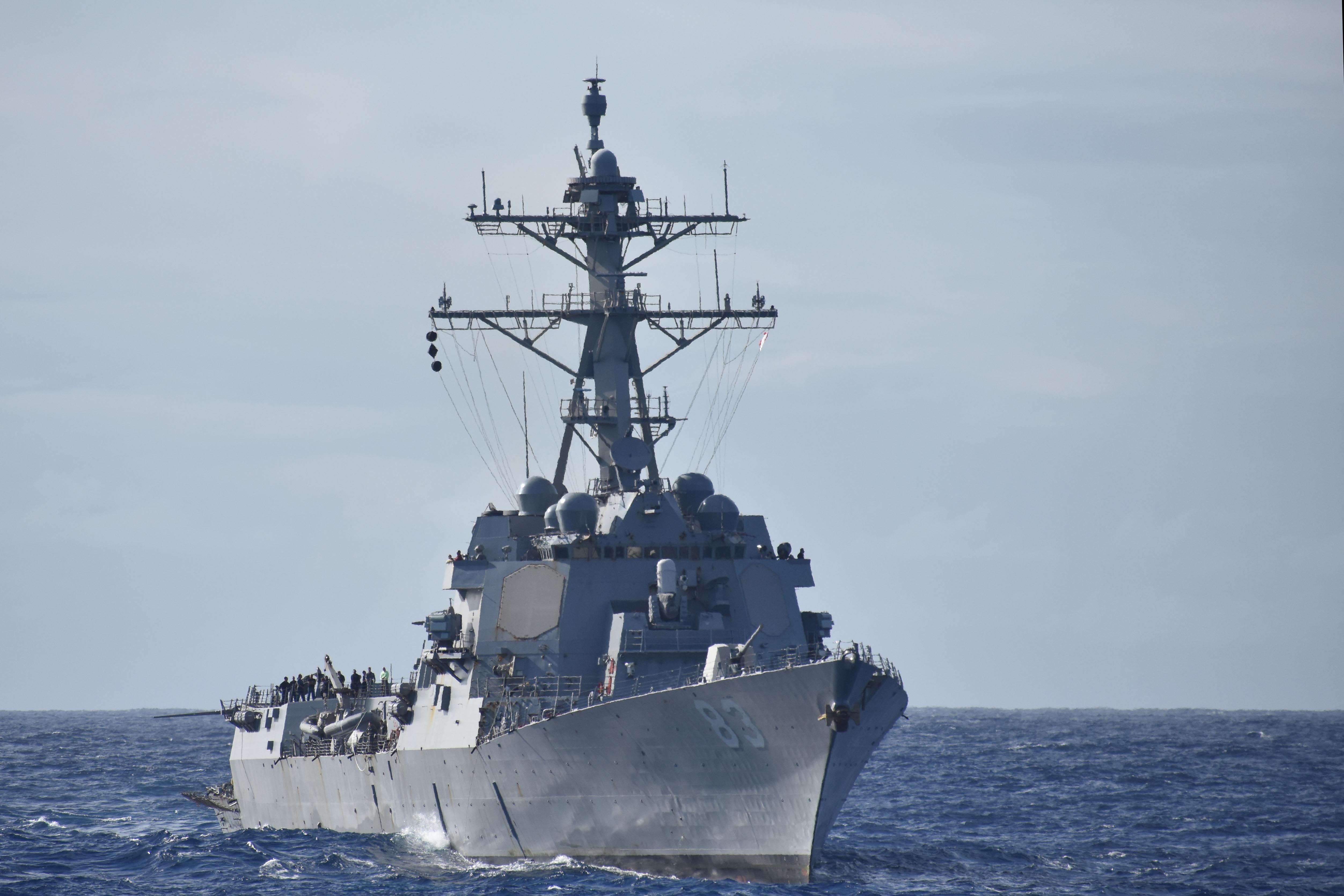 Namesake Family, Tigers Embark USS Howard > United States Navy ...
