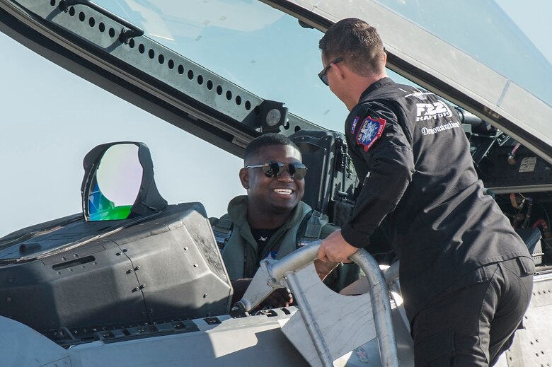 Newest F-22 demo pilot certifies at Shaw > Nellis Air Force Base > News