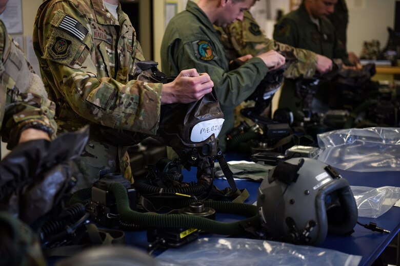 193rd Special Operations Squadron Airmen conduct AERP training > 193rd ...