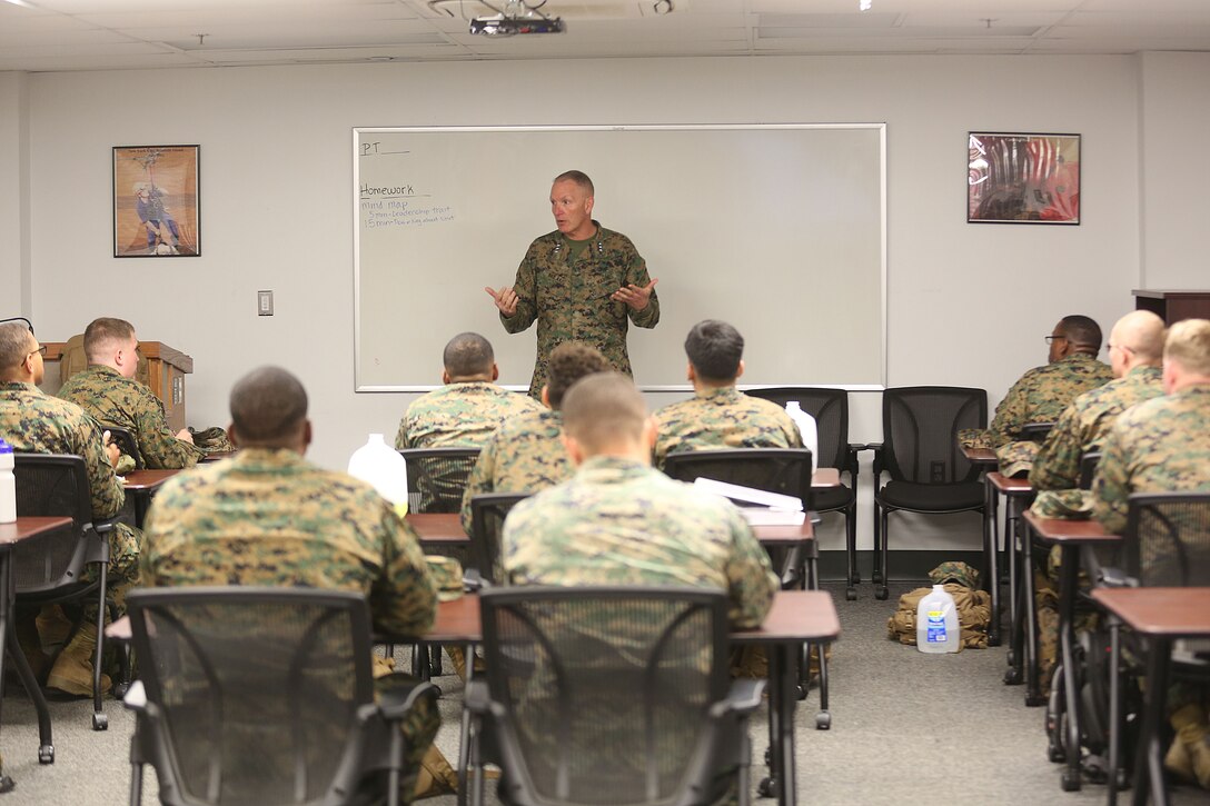 MARFORCOM Commander visits CBIRF