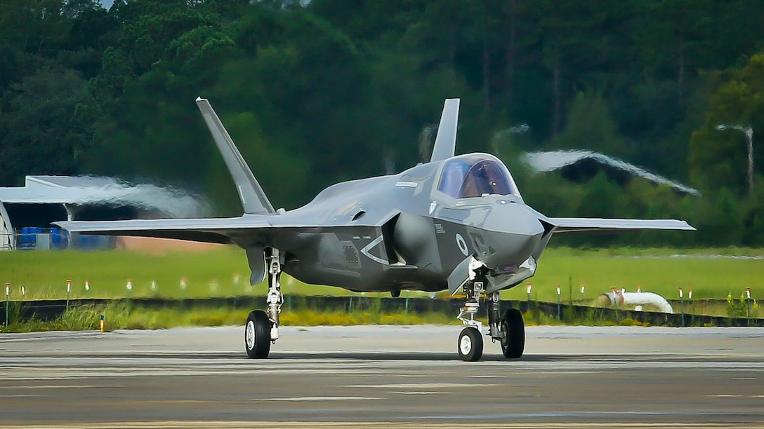 VMFT-401 helps train VMFAT-501