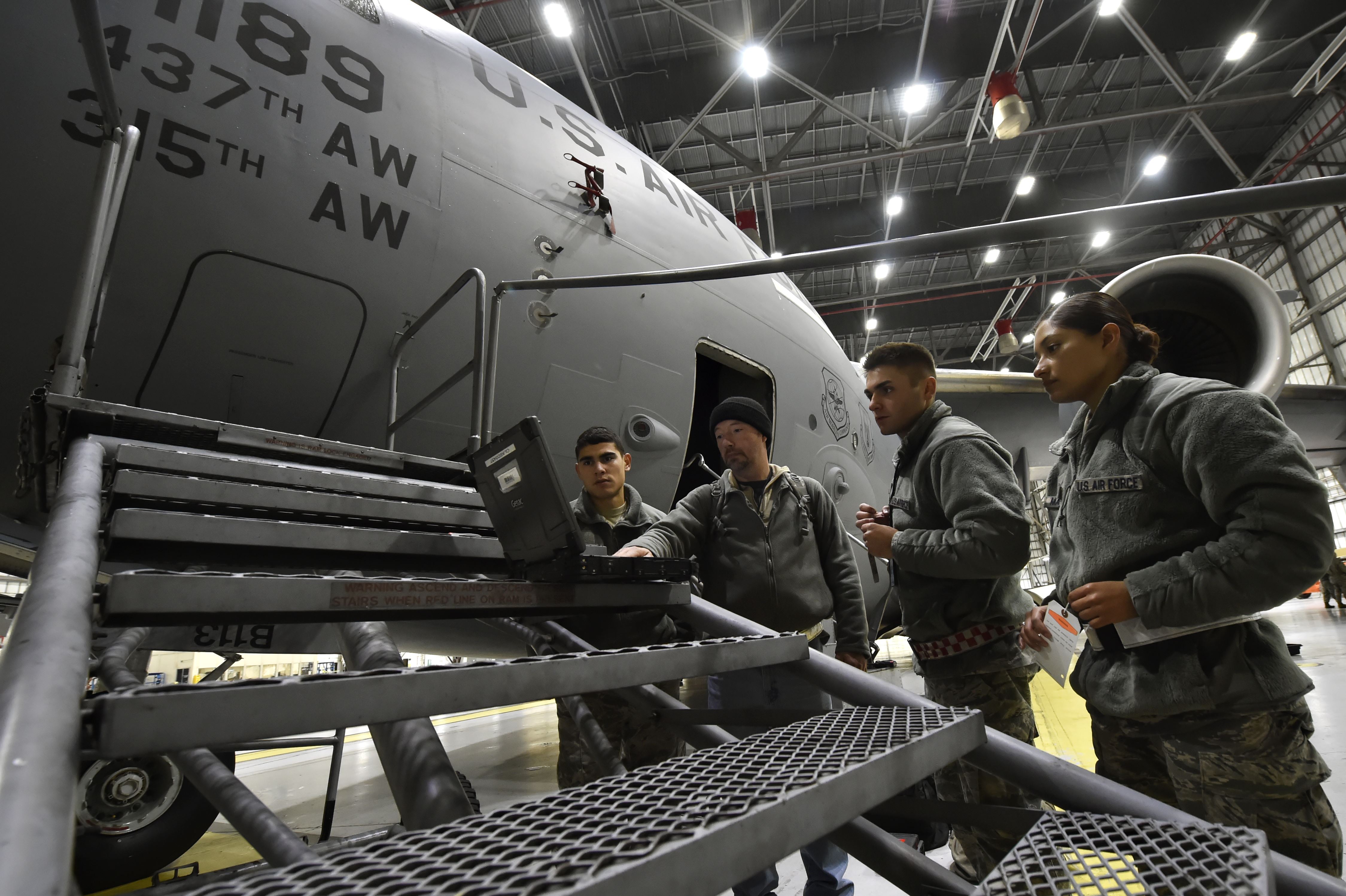 JB Charleston supports USAF weapons school capstone exercise > Air ...