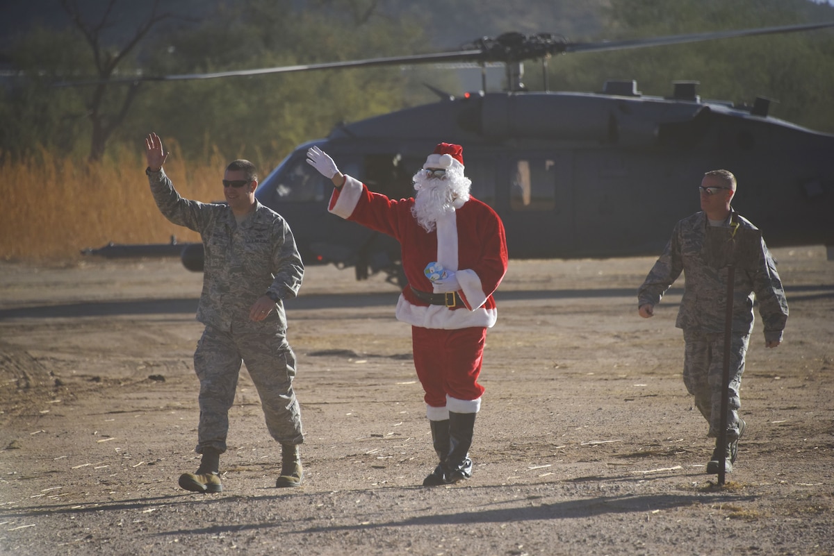 Santas in Blue 2017 > Davis-Monthan Air Force Base > Article View
