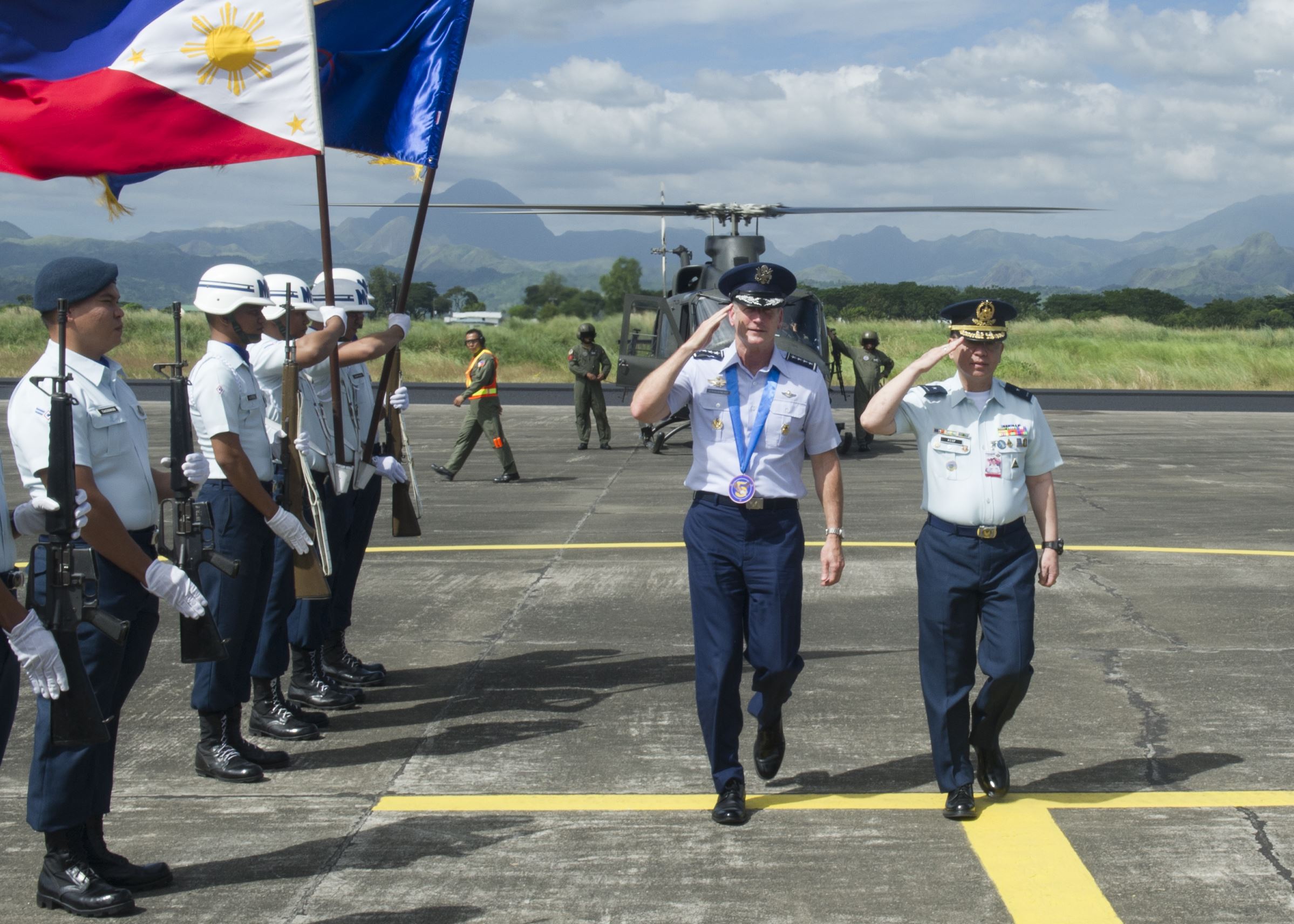 Strength of US-Philippine alliance showcased during COMPACAF visit