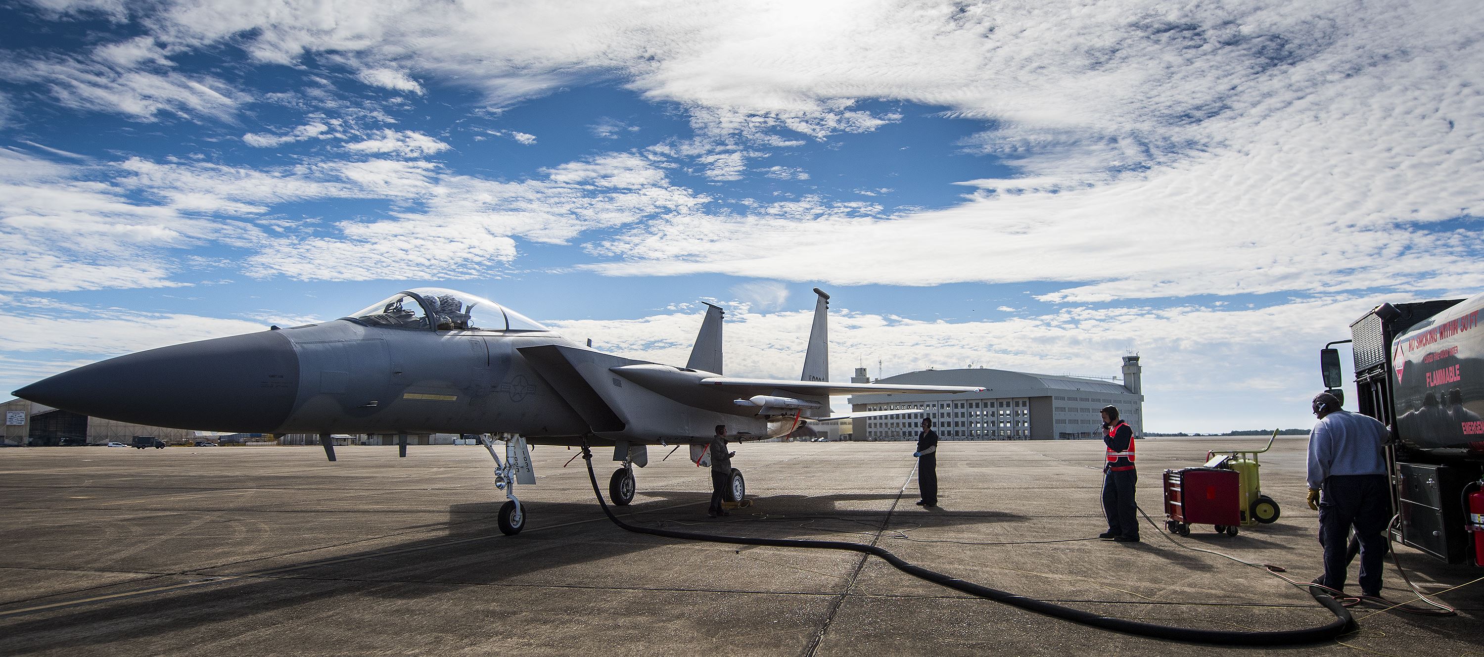 Into the pits > Air Force Materiel Command > Article Display