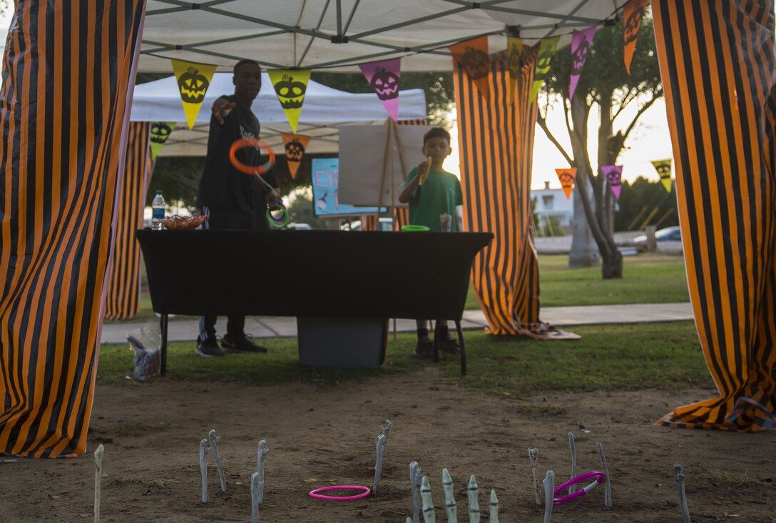 MCAS Yuma Runs from the Undead during the Dead Dash Fun Run