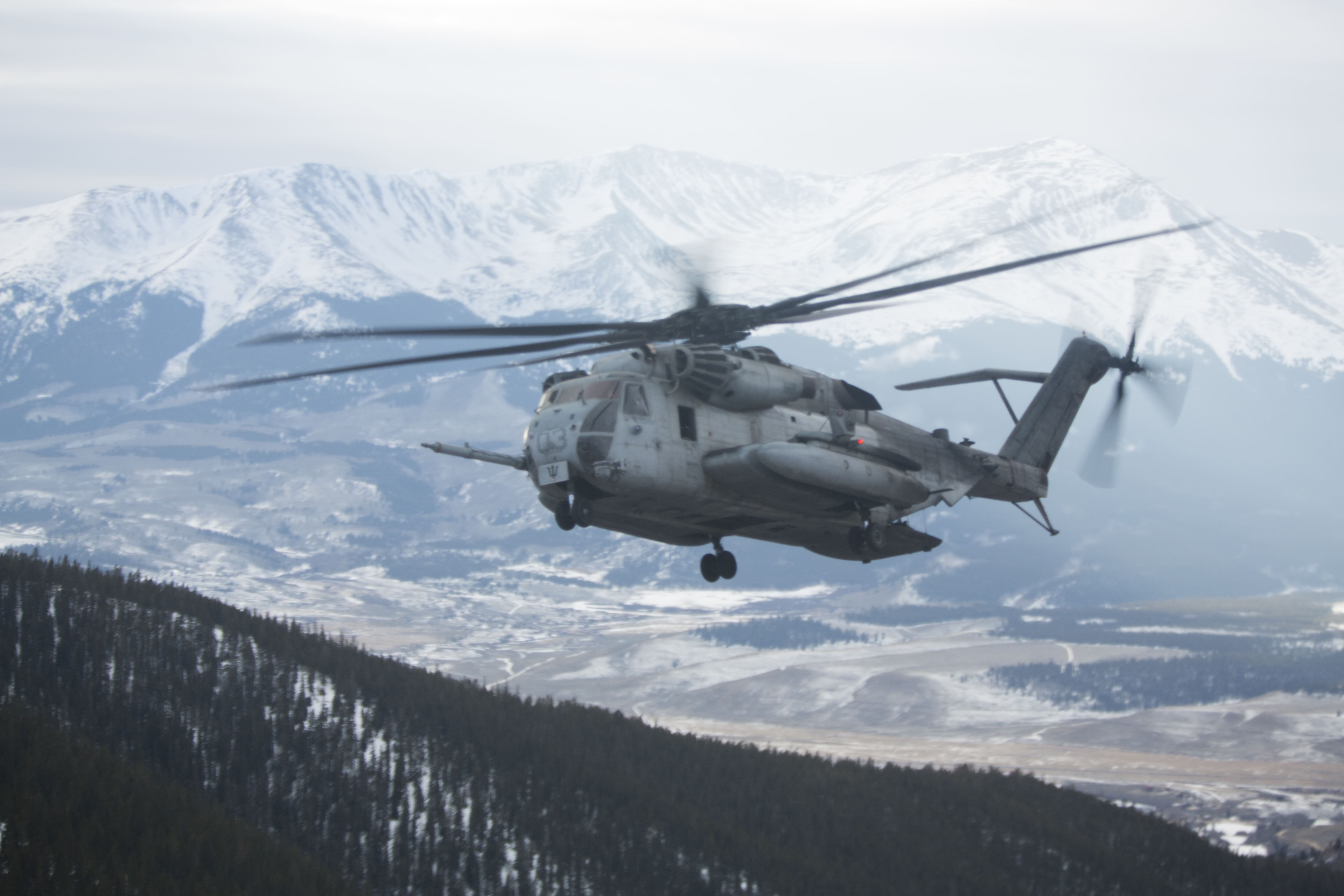 U.S. Marines With HMH-461 Participate in DTF Exercise