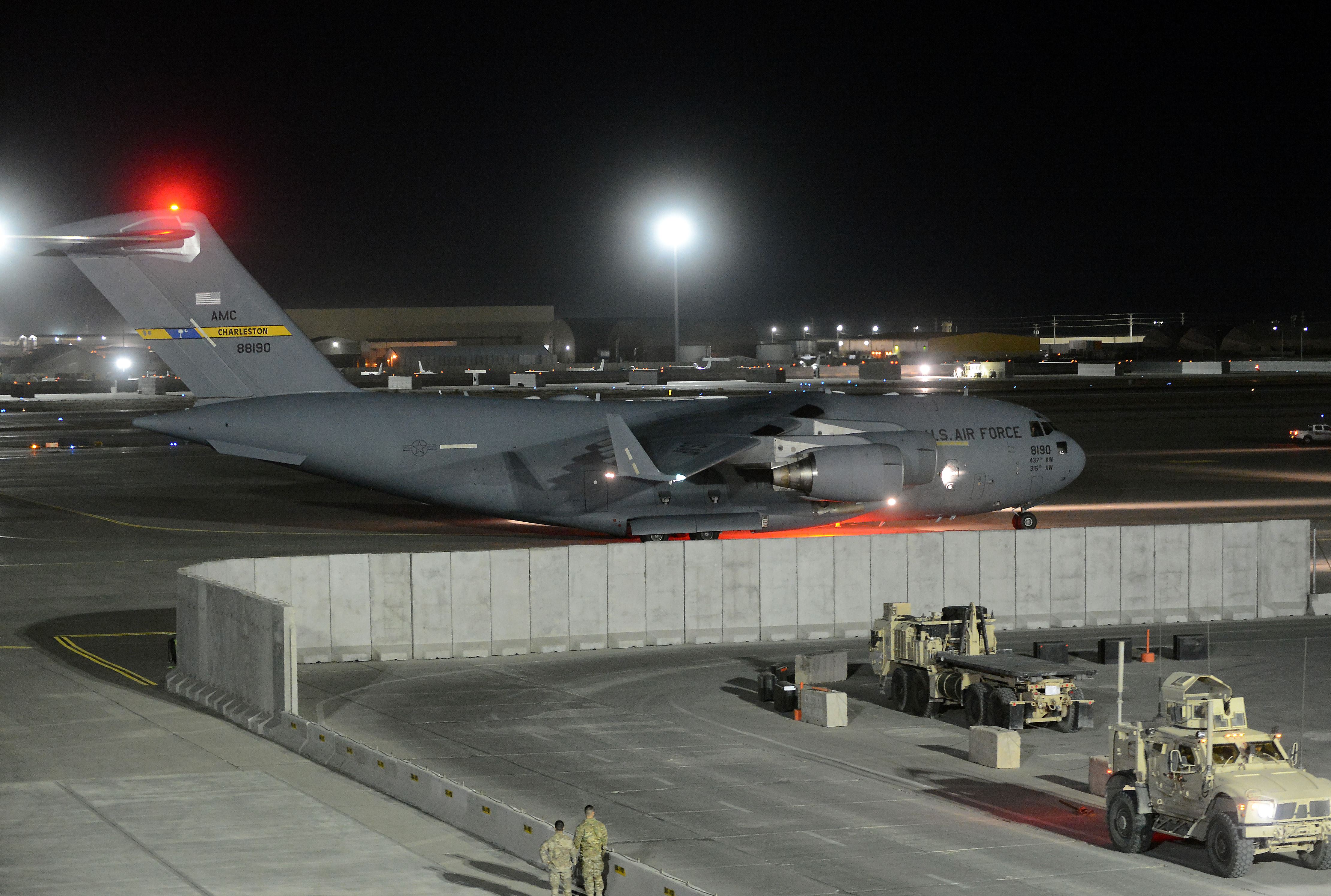 Vice President visits BAF > U.S. Air Forces Central Command > Display