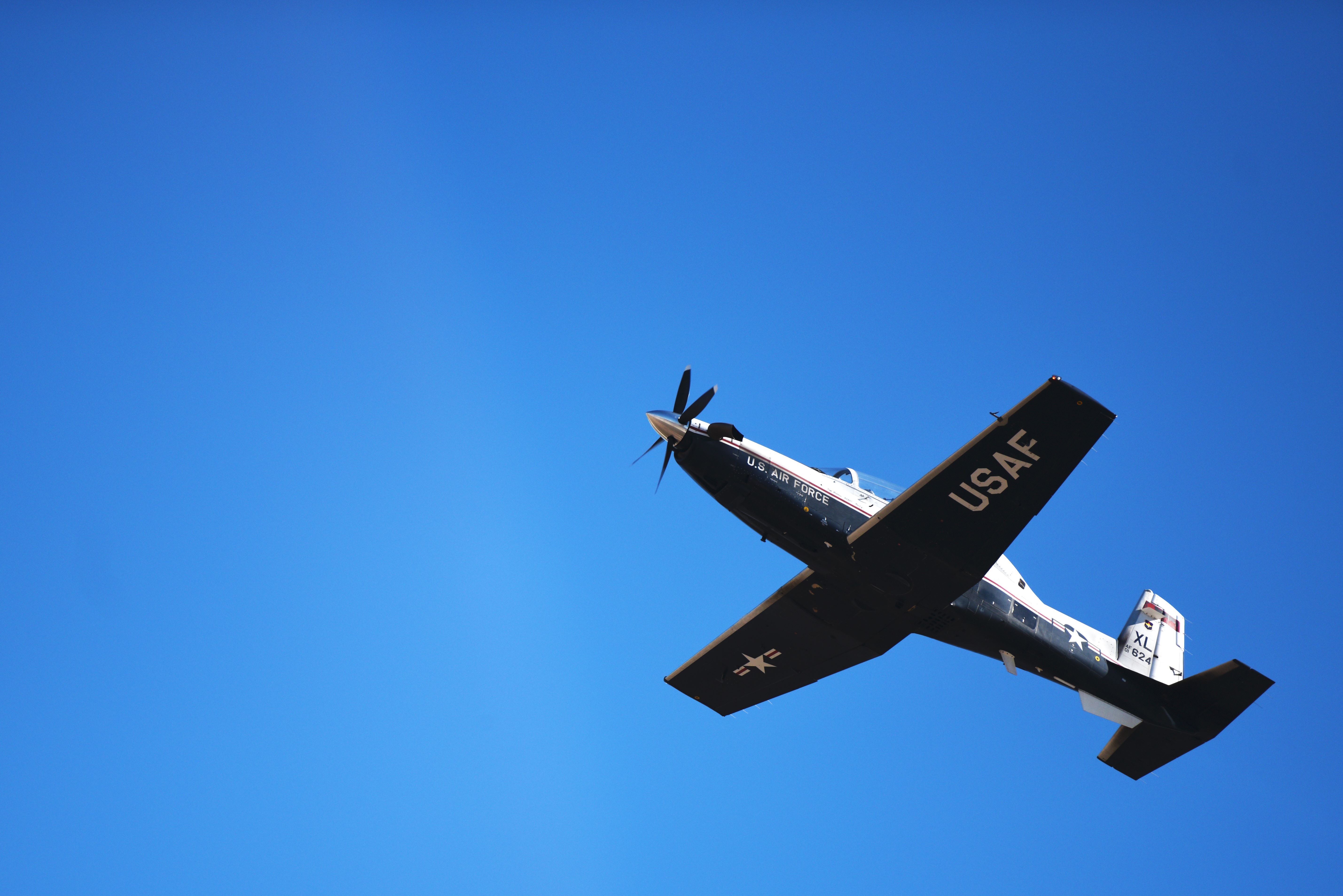 19th Air Force Commander directs T-6 operational pause > Laughlin Air ...