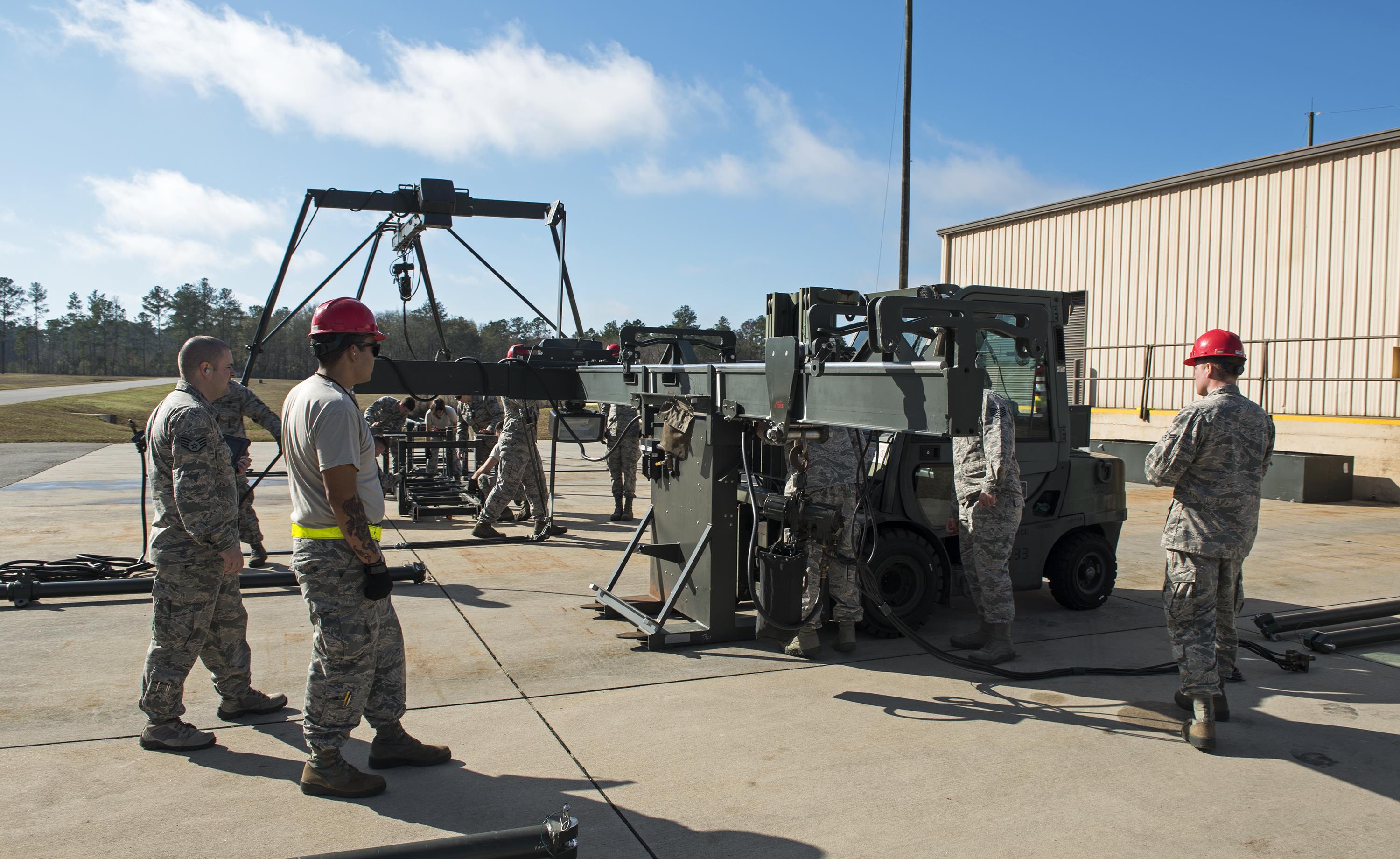 'MAC' keeps munitions booming > Moody Air Force Base > Display