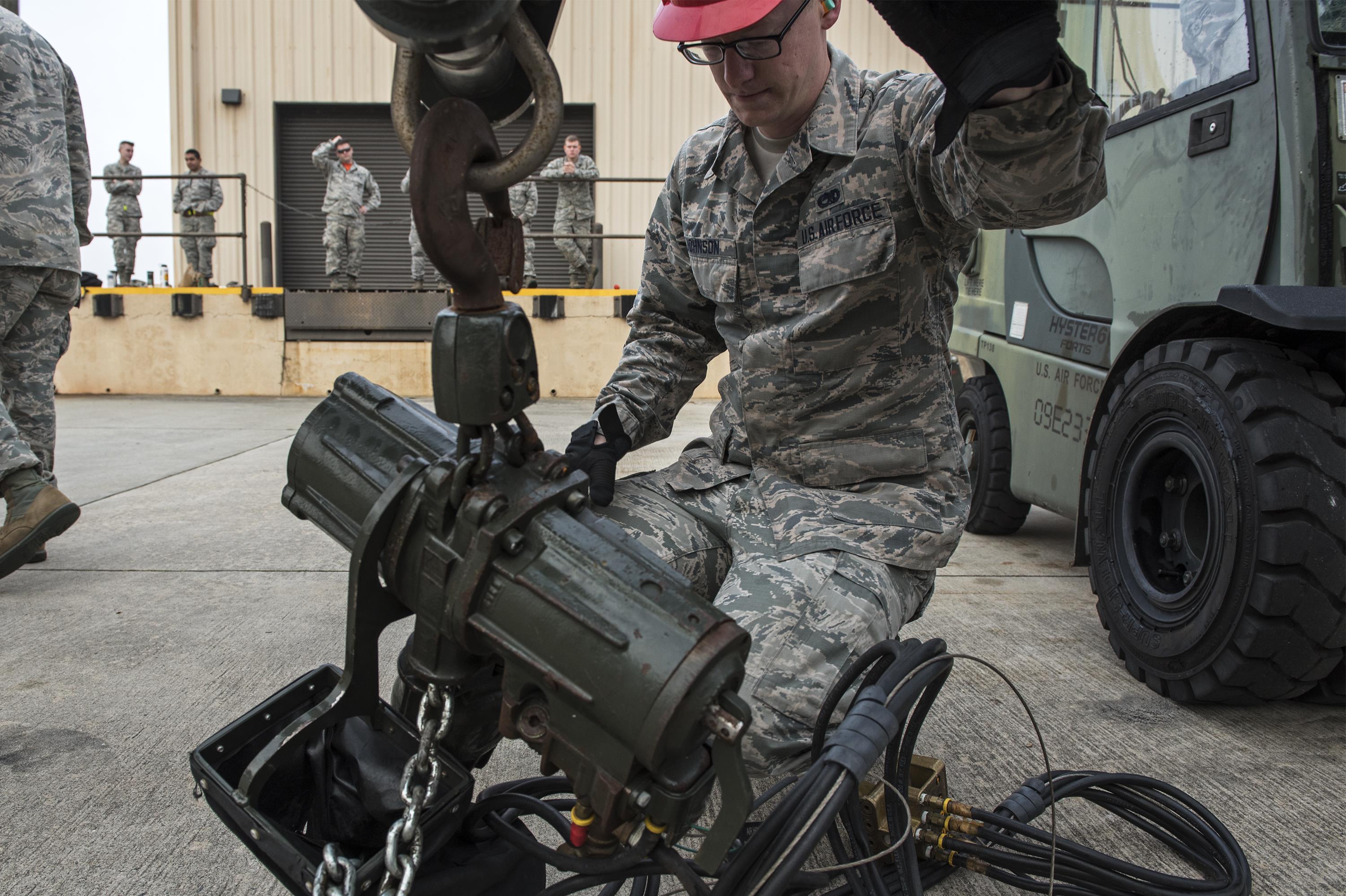 'MAC' keeps munitions booming > Moody Air Force Base > Display