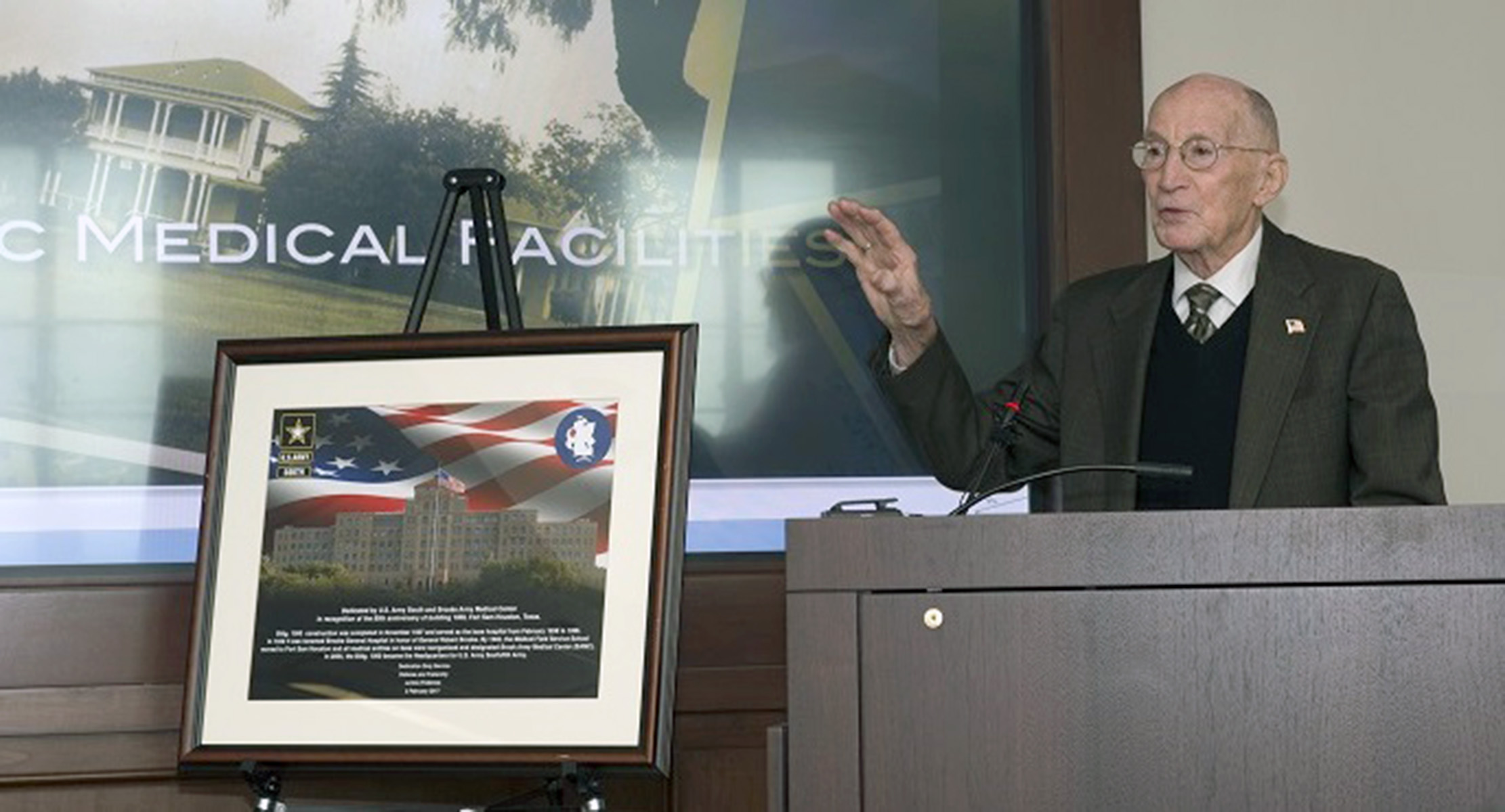 U.S. Army South honors ‘Old BAMC’ > Joint Base San Antonio > News