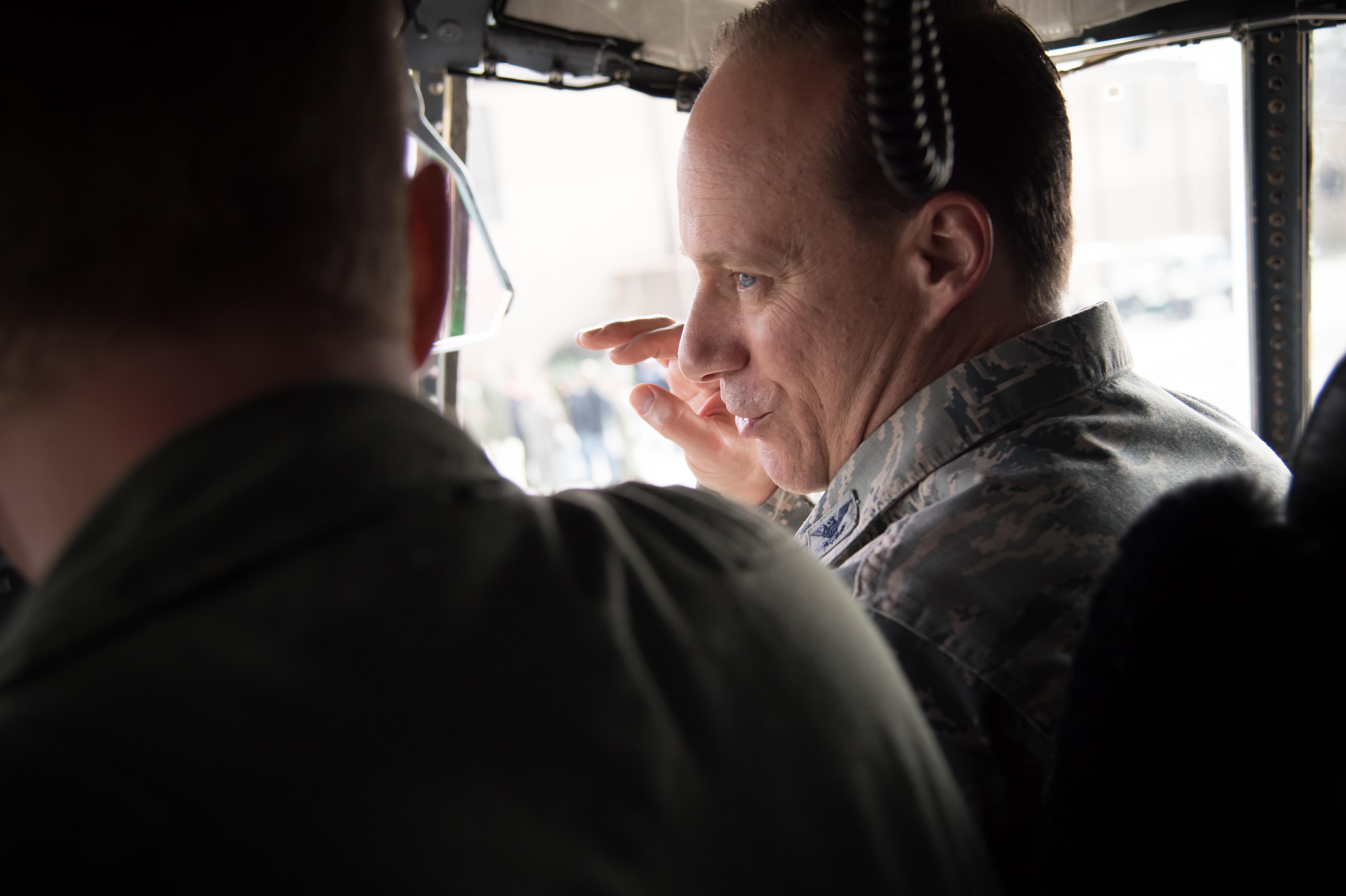 AETC leaders immersed in AFRC wing > Air Education and Training Command ...